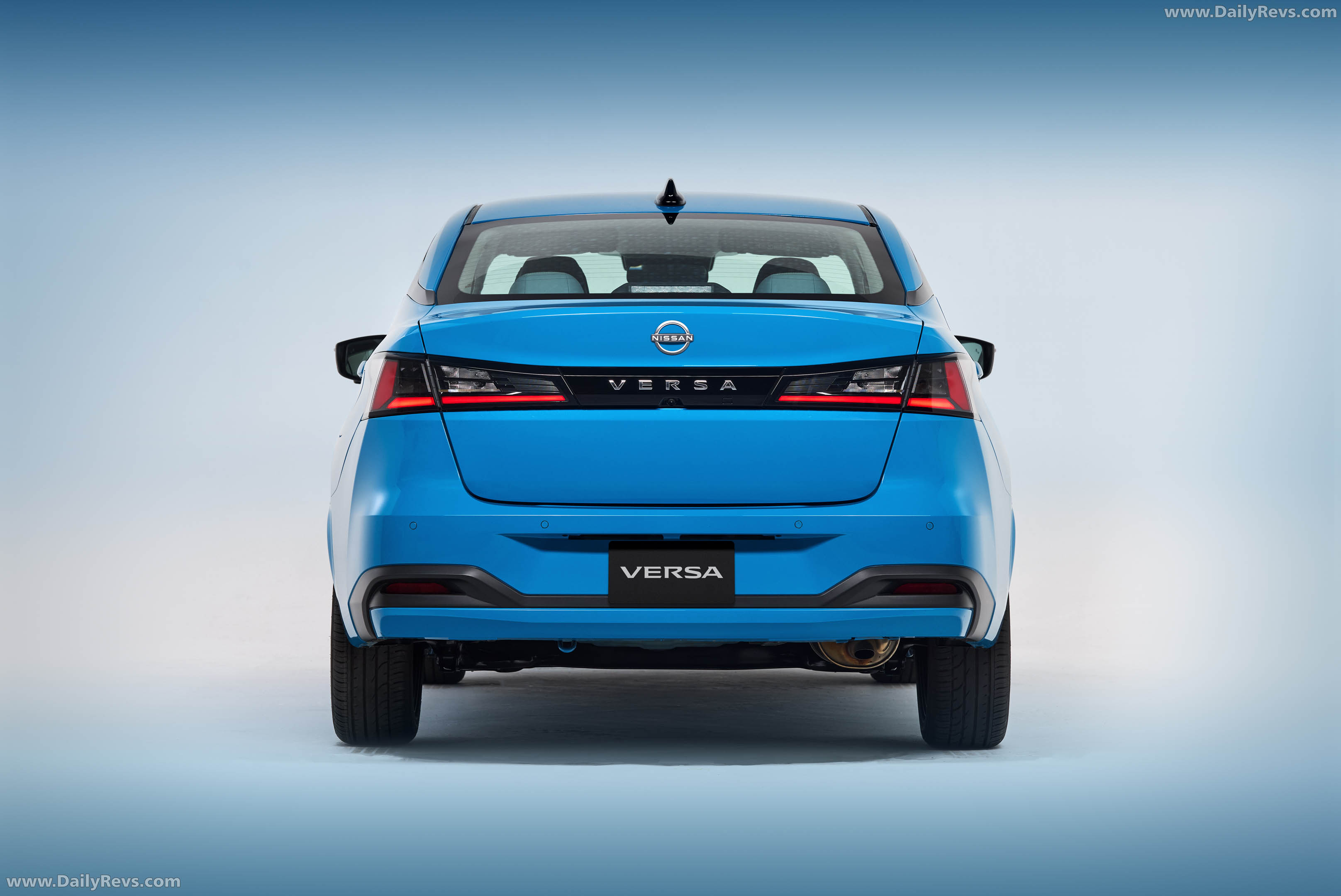 Nissan Versa - Most Beloved Sub-Compact Sedan - DailyRevs
