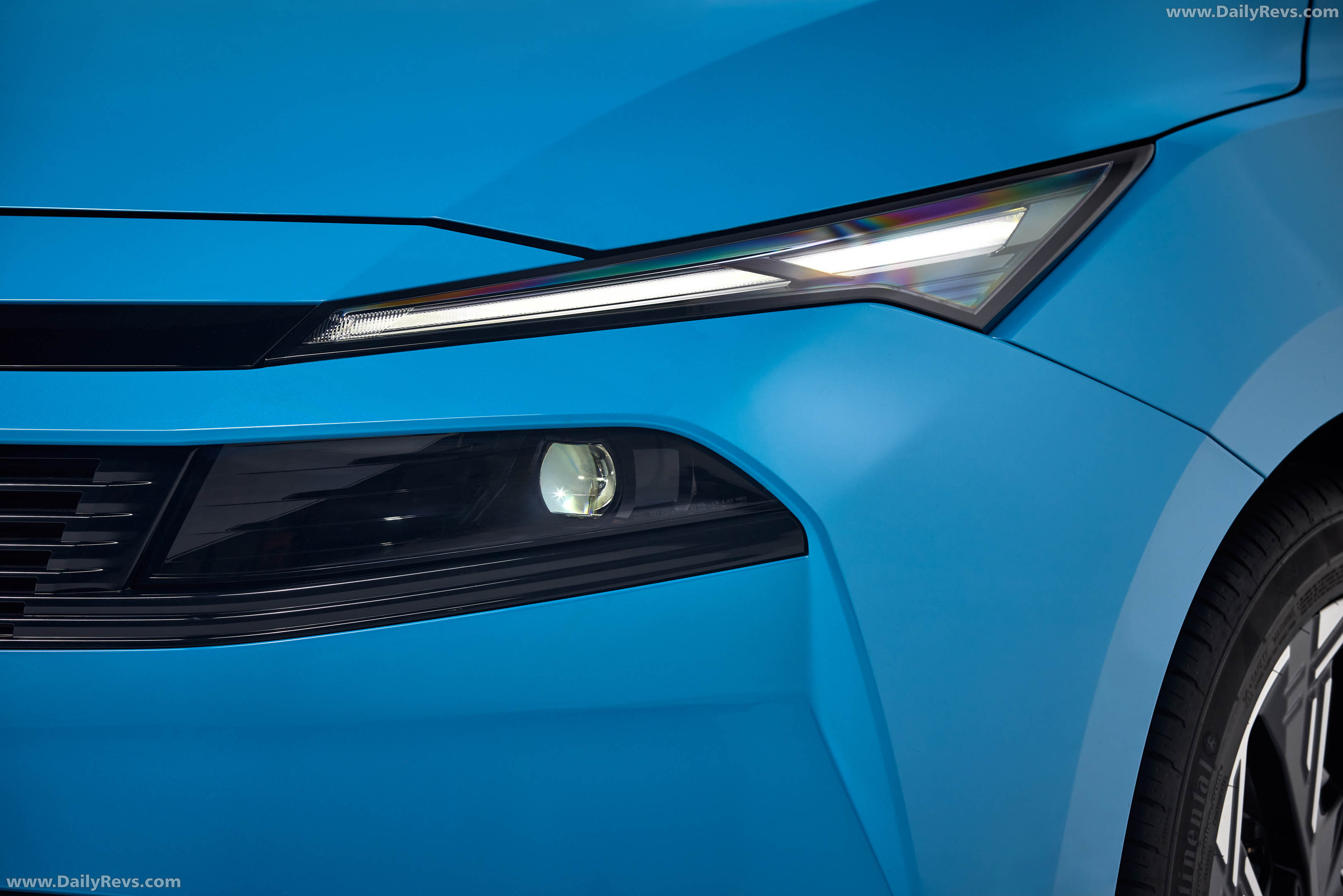 Nissan Versa - Most Beloved Sub-Compact Sedan - DailyRevs