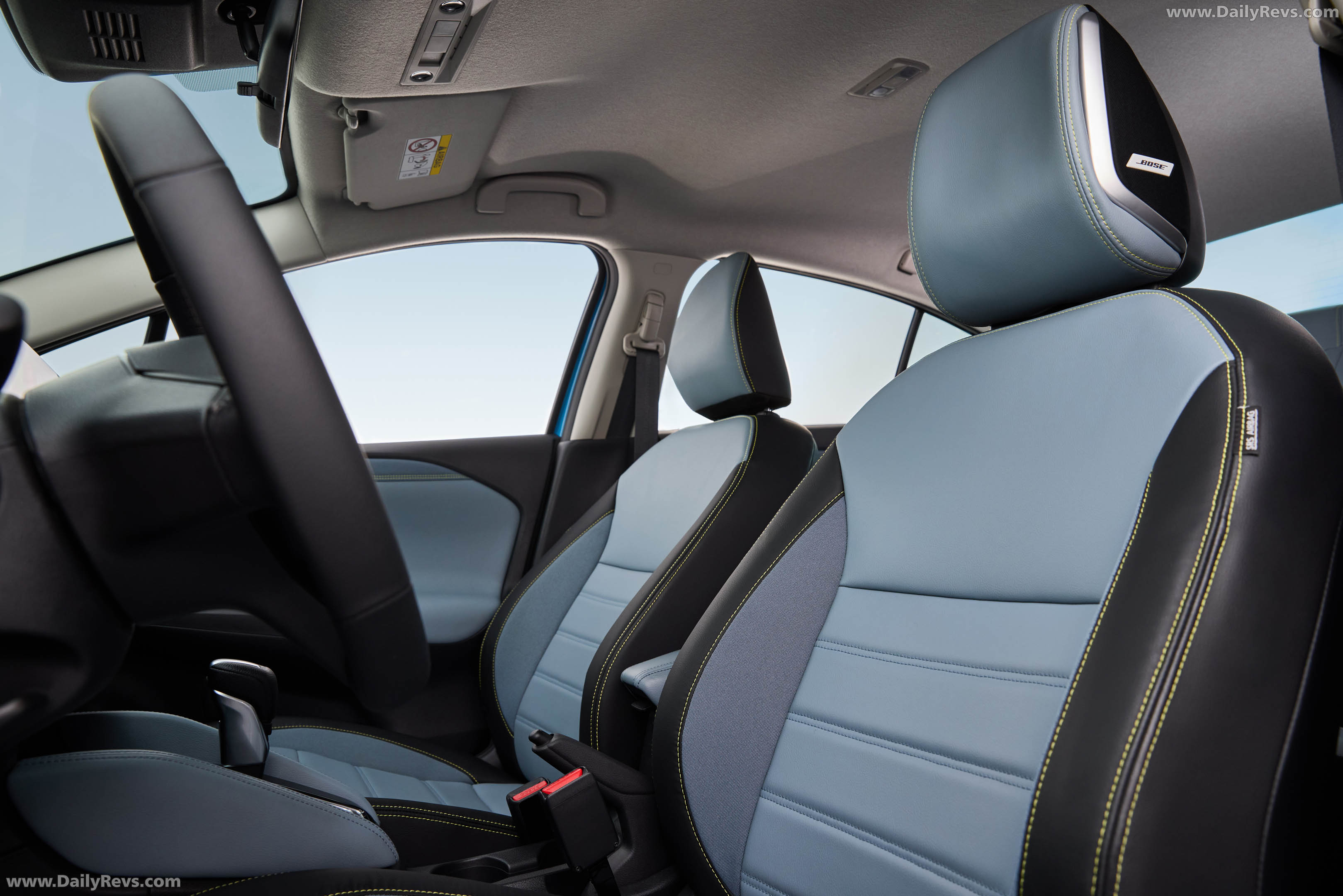 Nissan Versa - Most Beloved Sub-Compact Sedan - DailyRevs