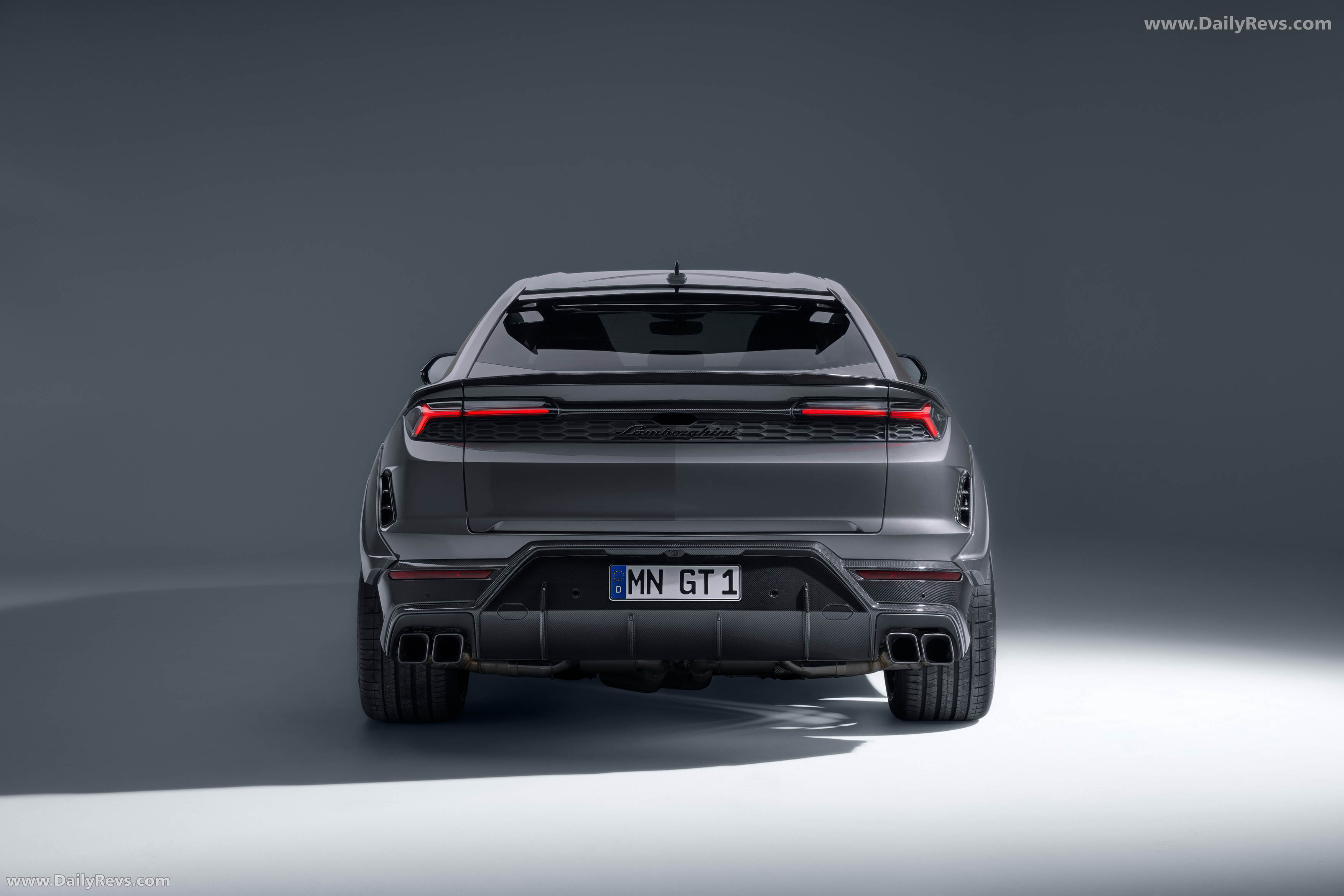 2026 Novitec Esteso Widebody SE Refines the Brutalist SUV - DailyRevs