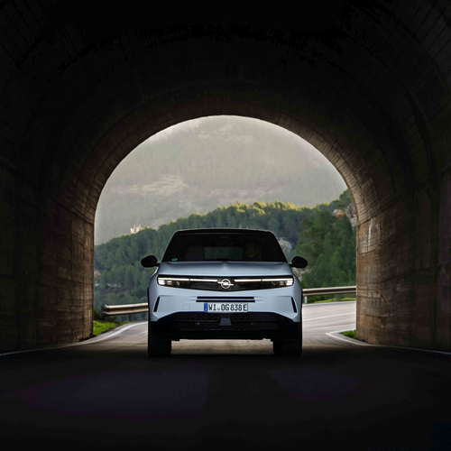 2025 Opel Grandland PHEV - Opel Combines Striking Design with Efficient ...