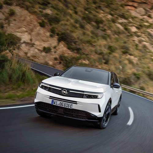 2025 Opel Grandland PHEV - Opel Combines Striking Design with Efficient ...