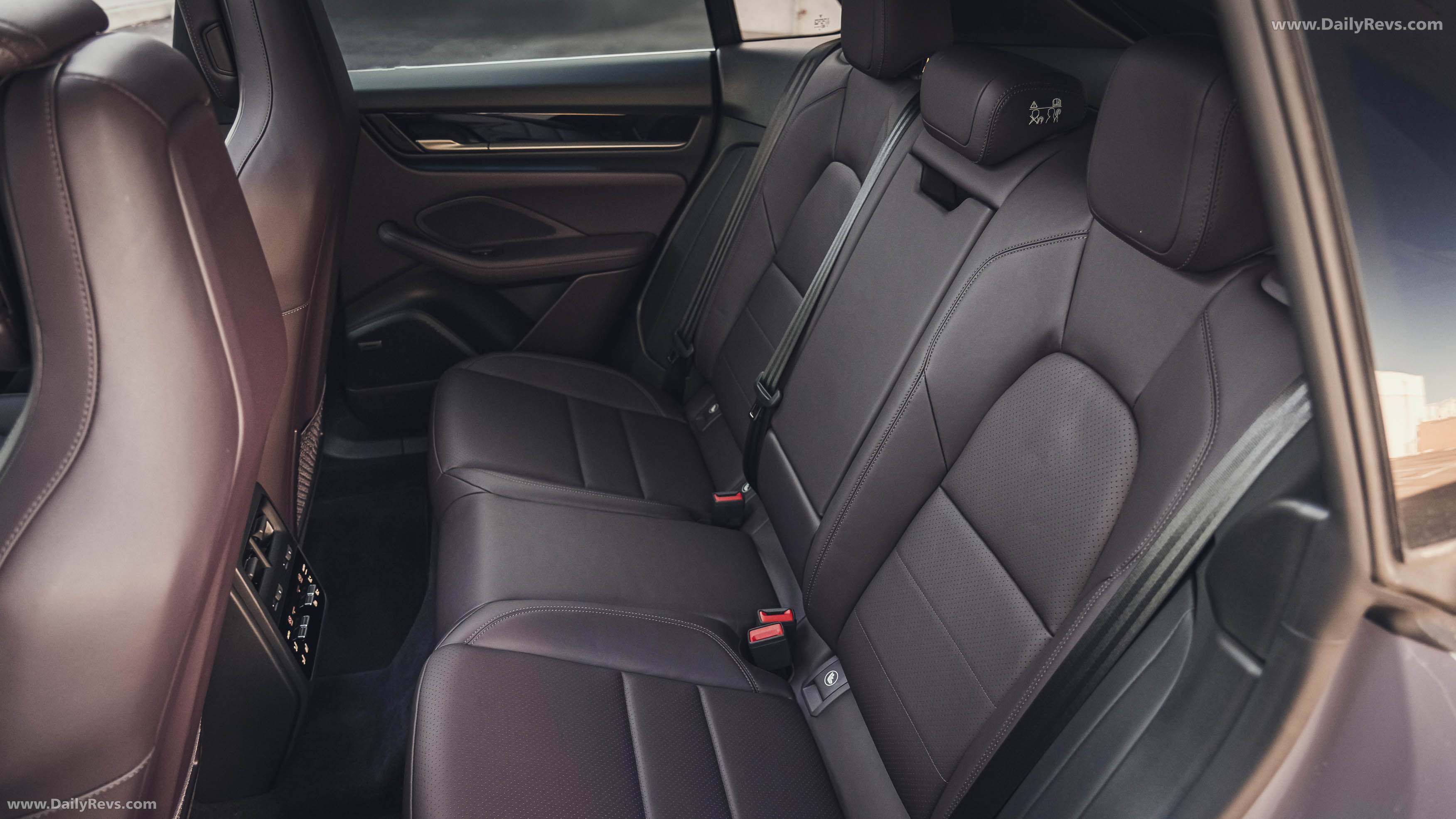2025 Porsche Macan 4S Provence - Most Balanced Version of Porsche’s ...
