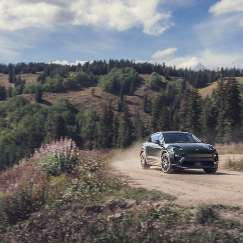 2025 Porsche Macan 4 Oak Green - Next Step in Porsche’s Electrification ...