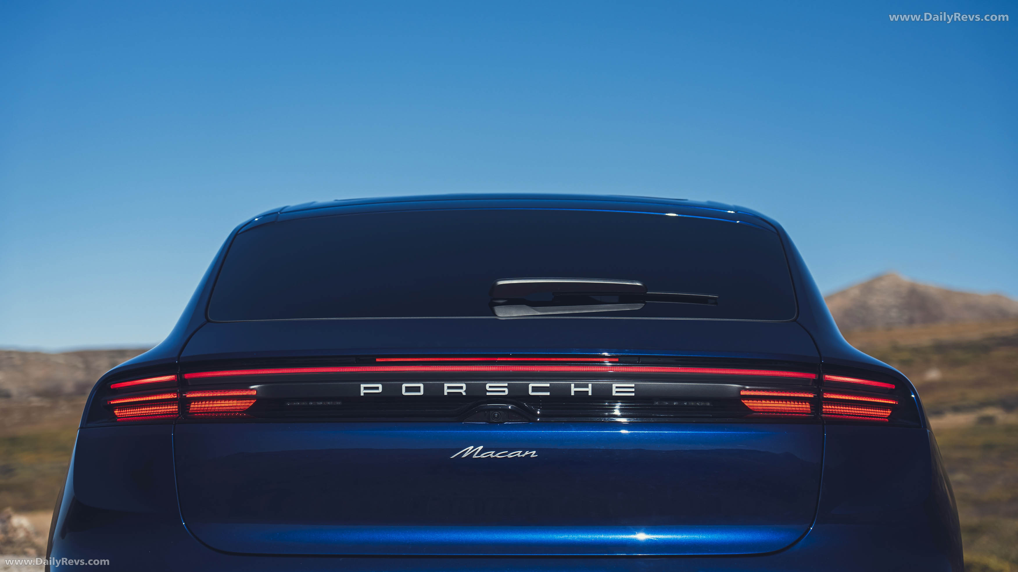 2025 Porsche Macan Gentian Blue H2 - Brings a Bold New Edge - DailyRevs