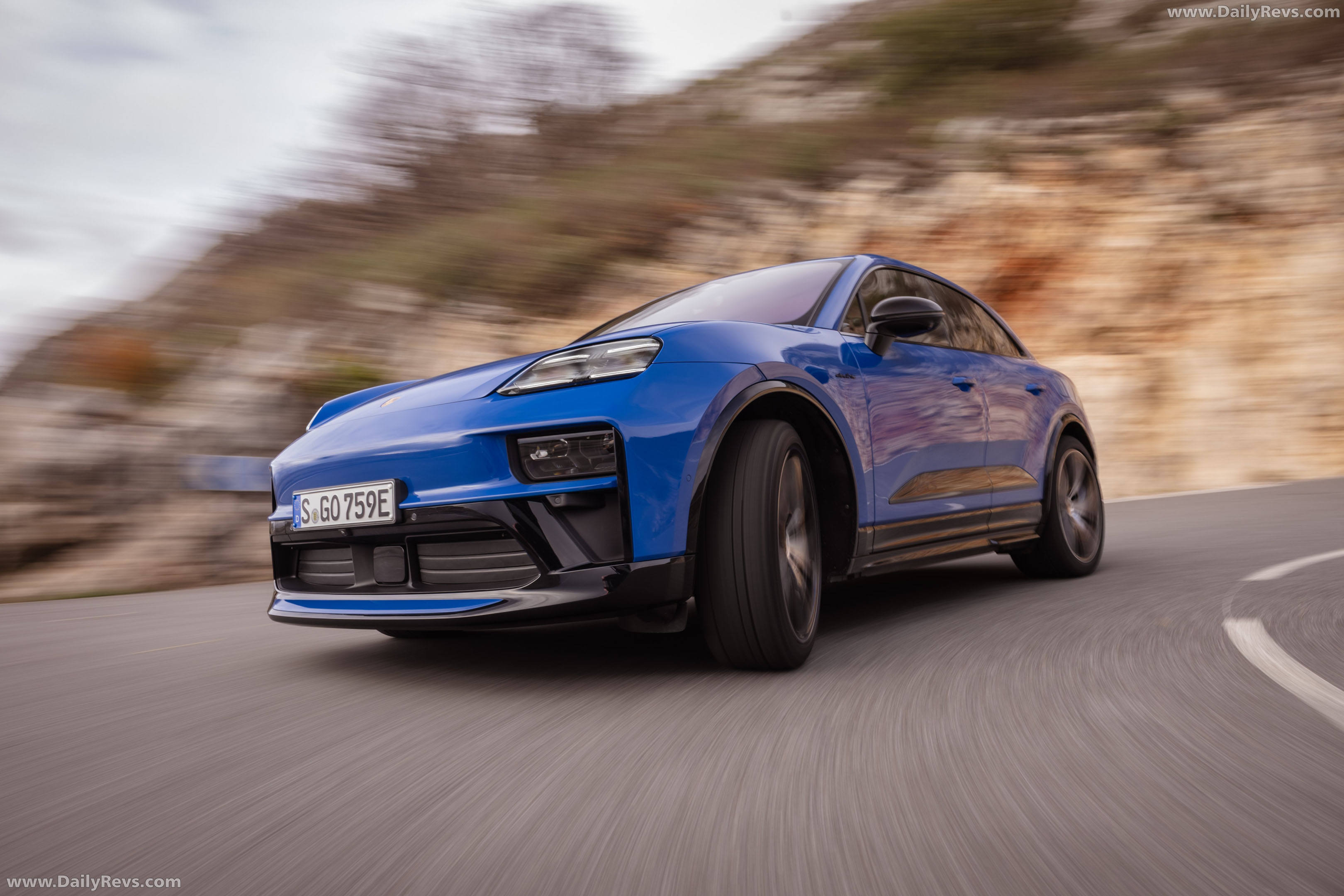 2026 Porsche Macan GTS H2 - Sportiest Electric Macan Yet - DailyRevs