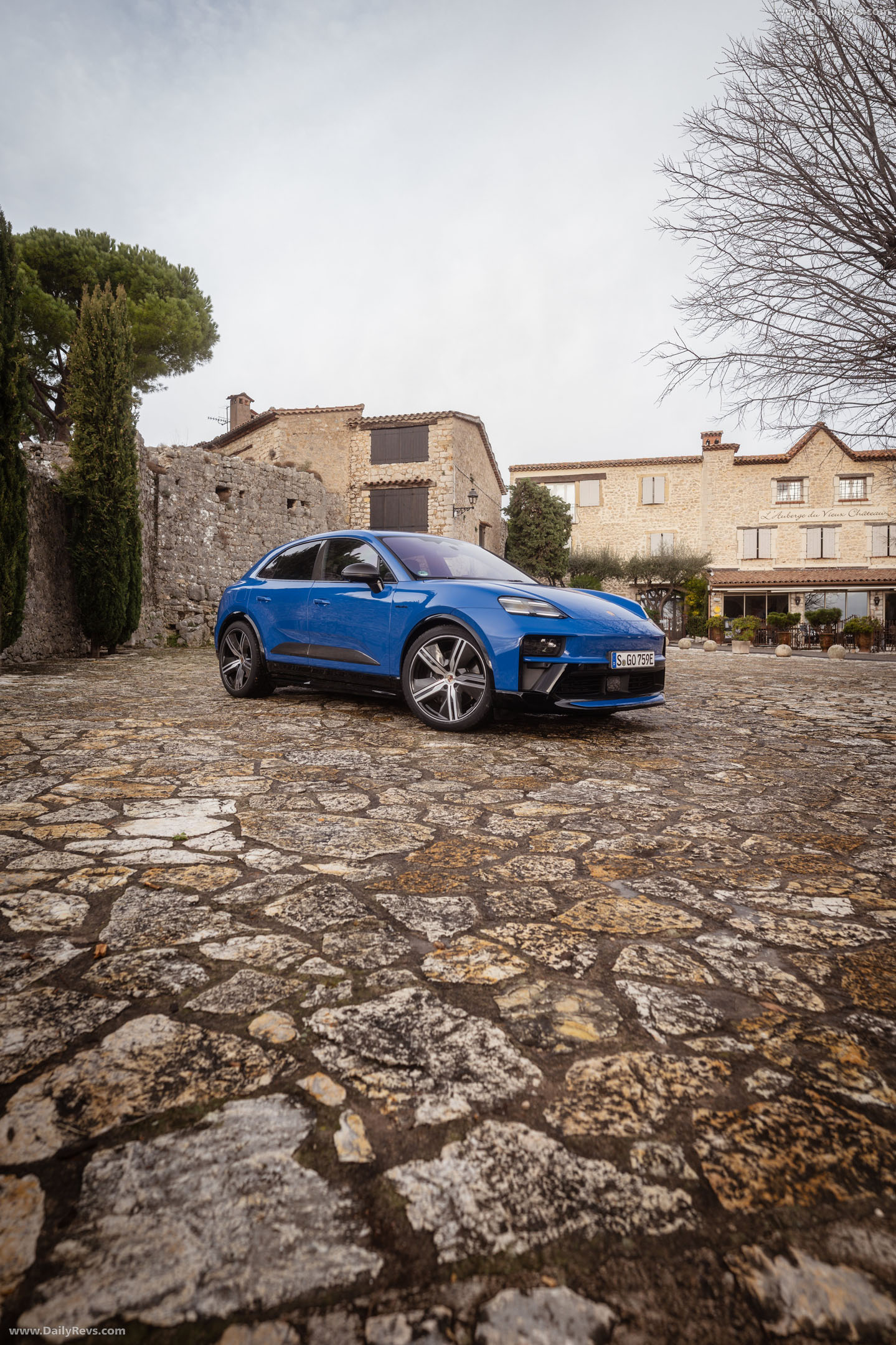 2026 Porsche Macan GTS H2 - Sportiest Electric Macan Yet - DailyRevs