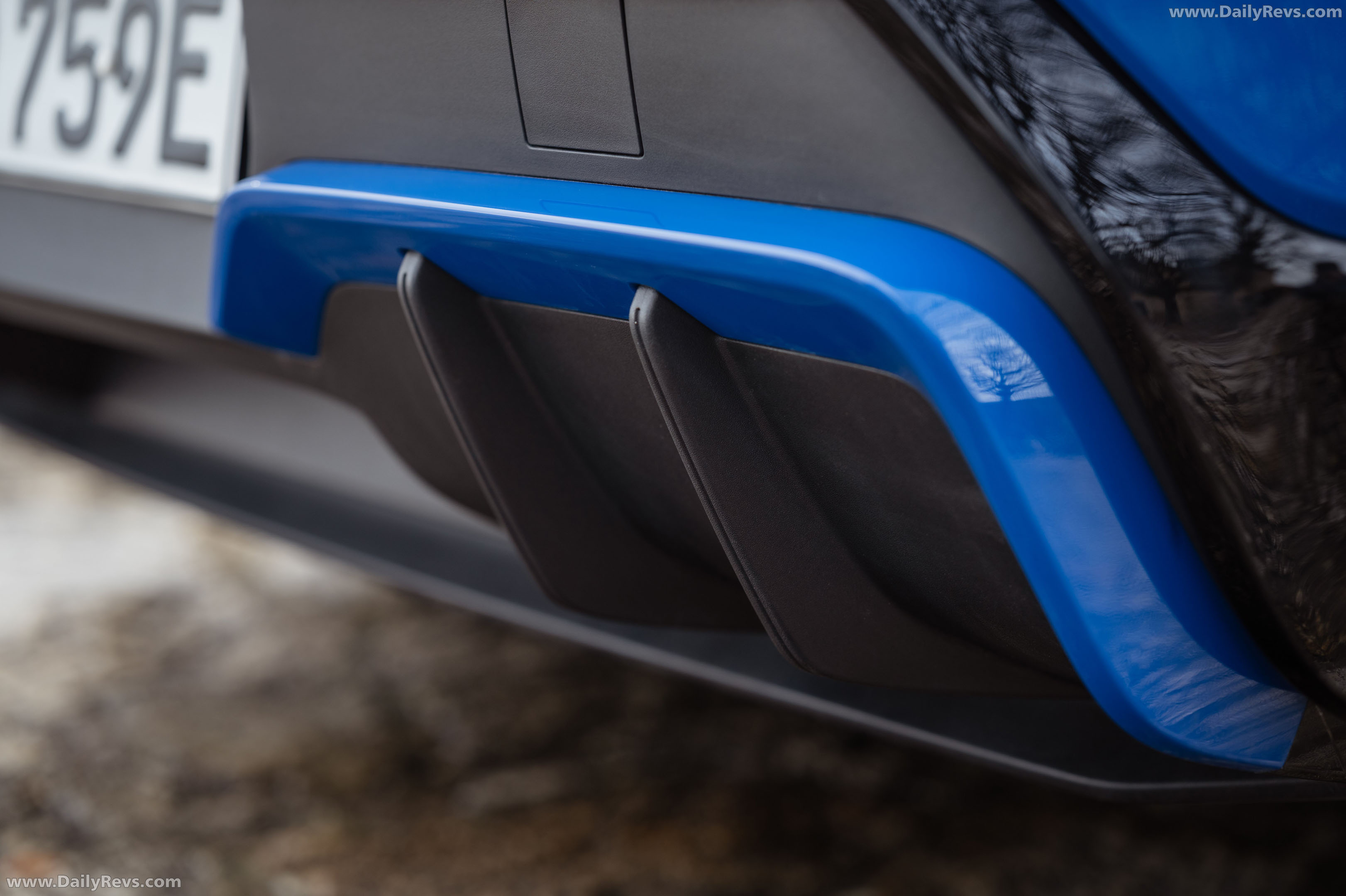 2026 Porsche Macan GTS H2 - Sportiest Electric Macan Yet - DailyRevs