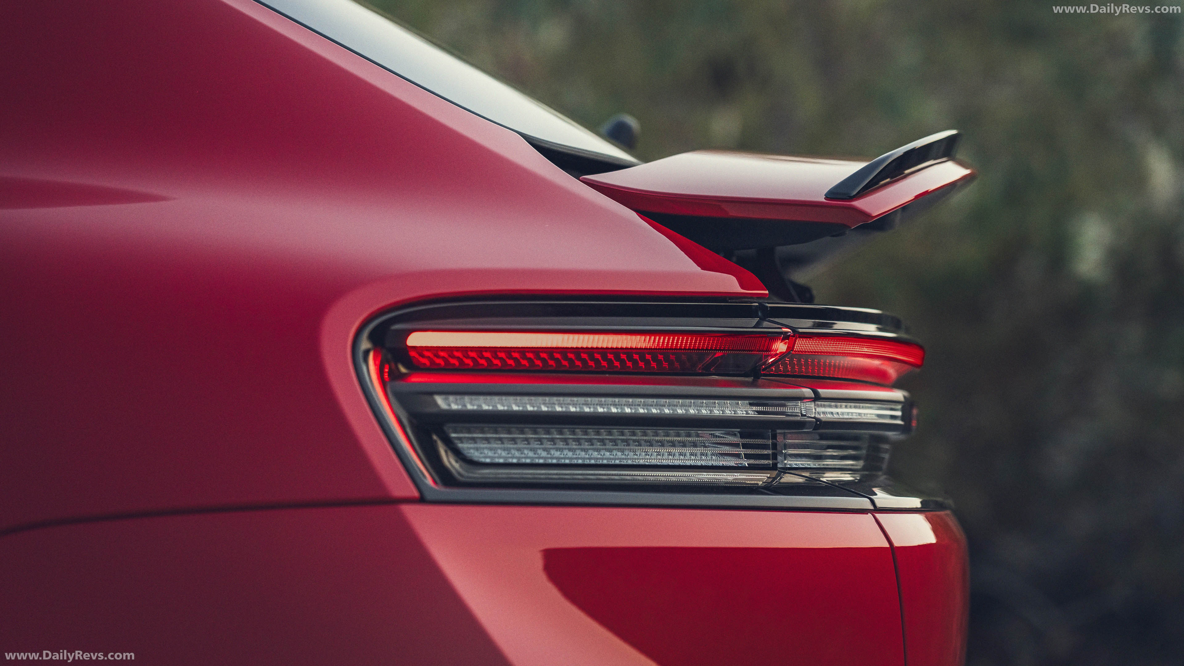 2026 Porsche Macan GTS H2 - Sportiest Electric Macan Yet - DailyRevs