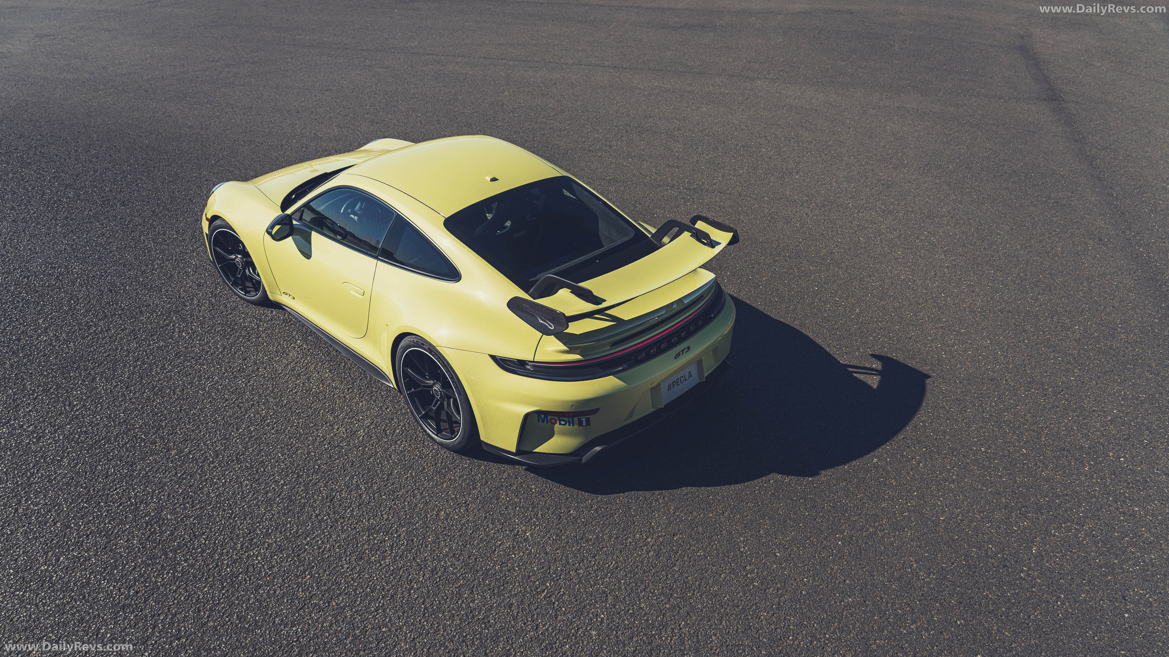 Porsche 911 GT3 Weissach Package - focused on enhanced lightweight ...
