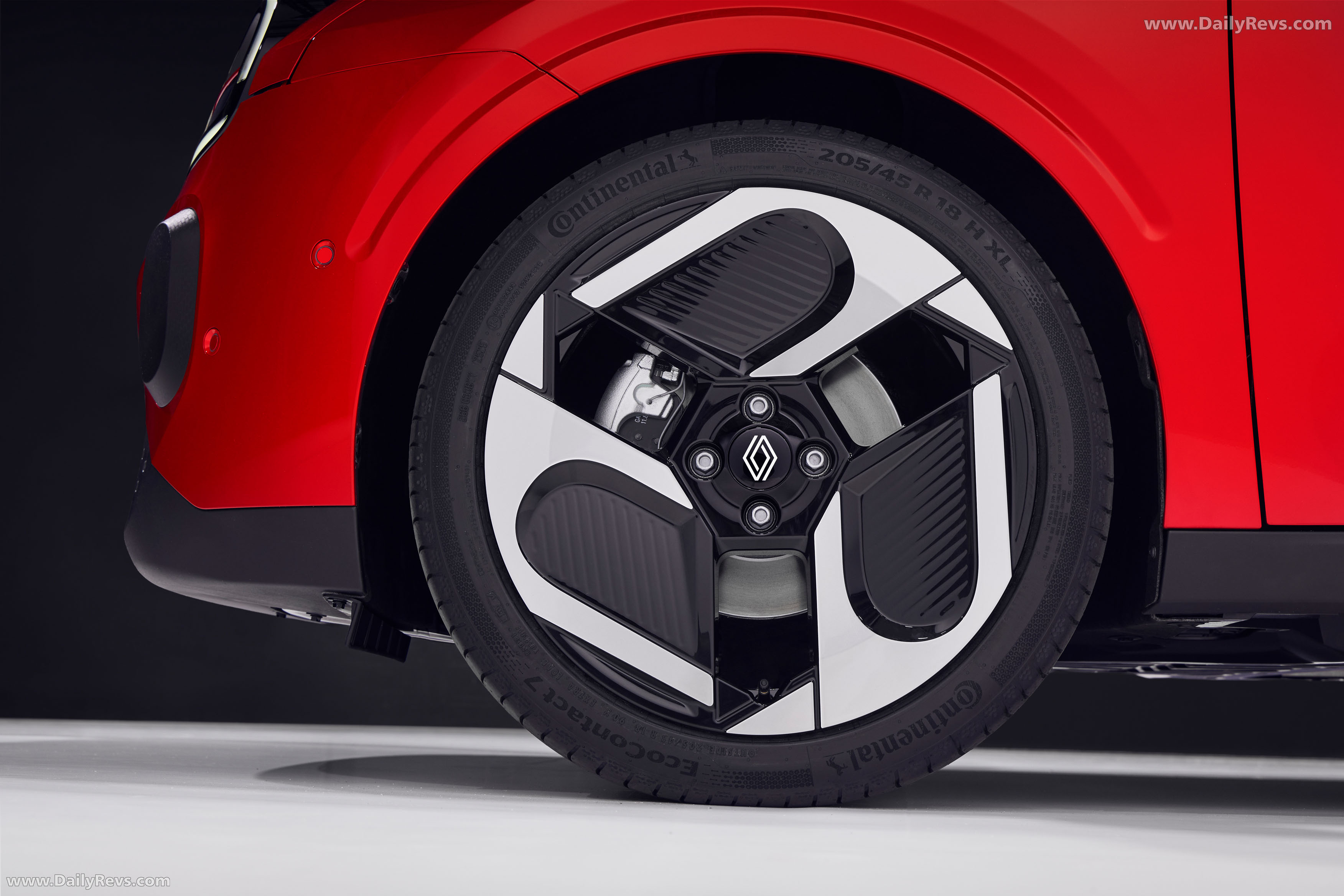 2027 Renault Twingo E-Tech Absolute Red - Perfect city car for the ...