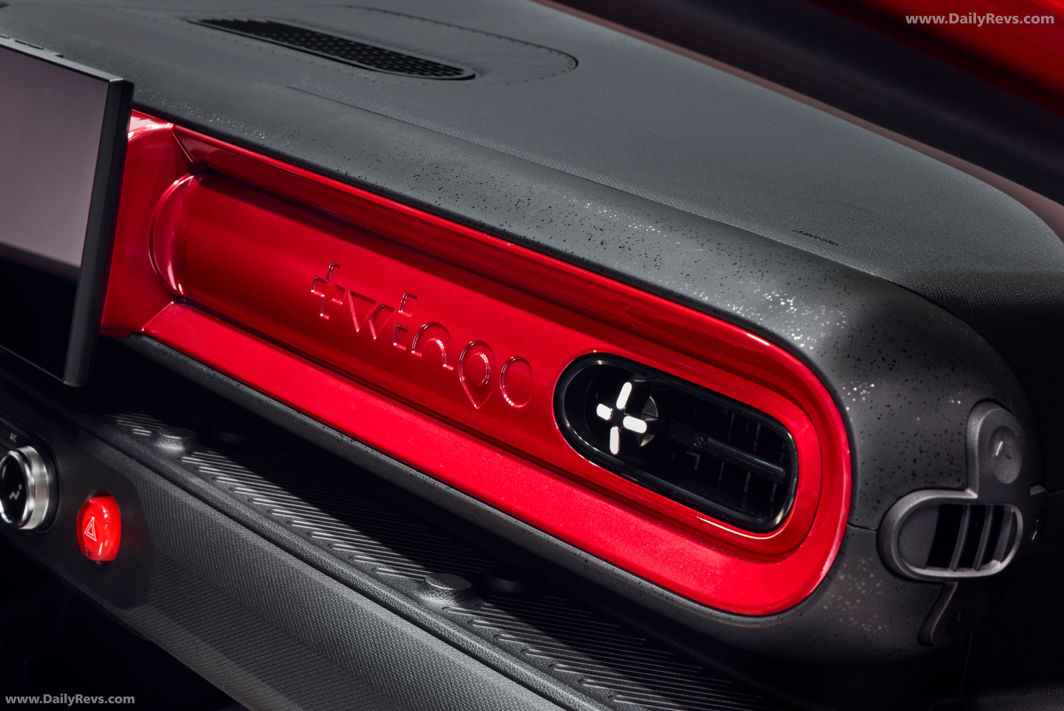 2027 Renault Twingo E-Tech Absolute Red - Perfect city car for the ...