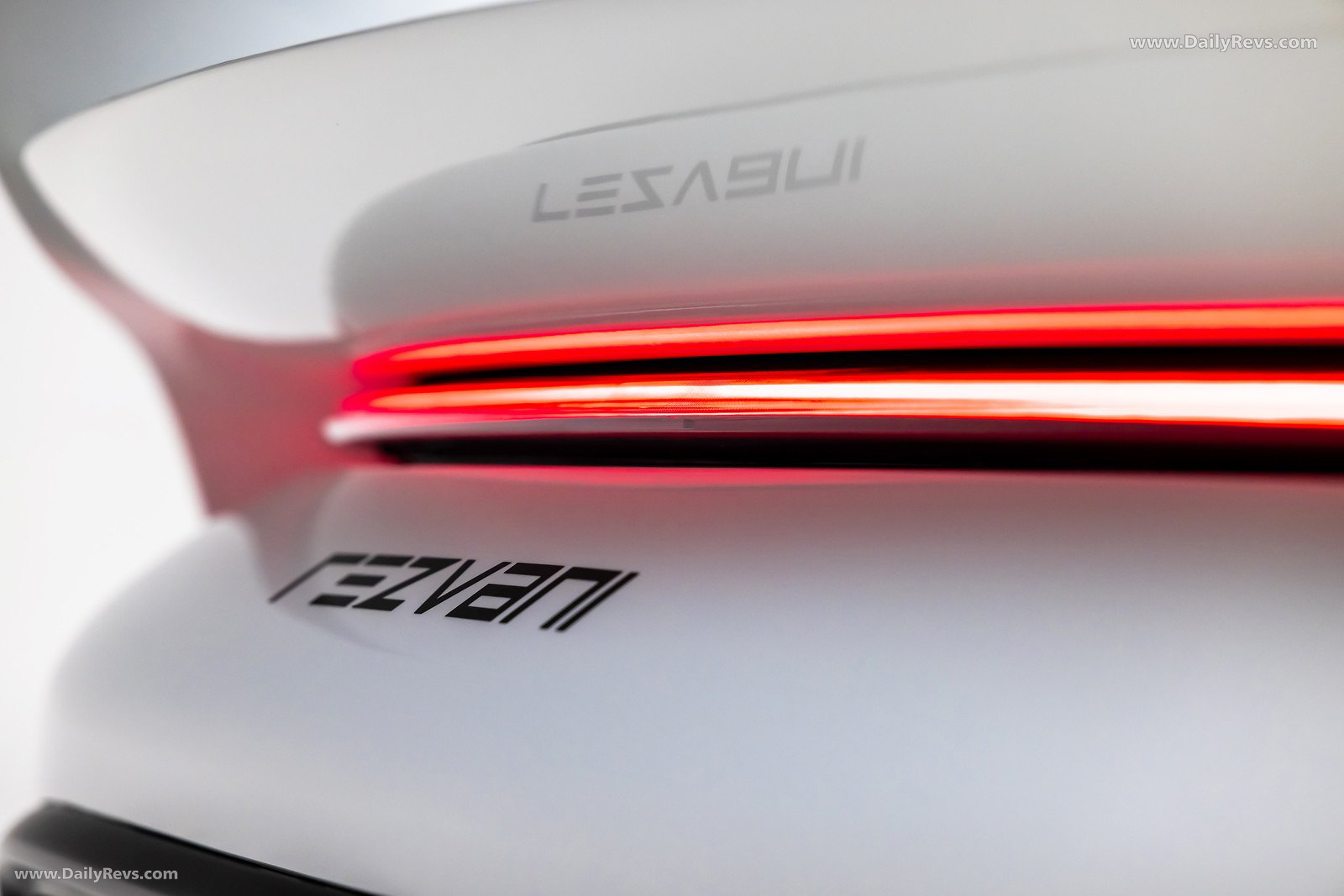 2025 Rezvani Retro RR1 - Reviving Porsche Racing Heritage - DailyRevs