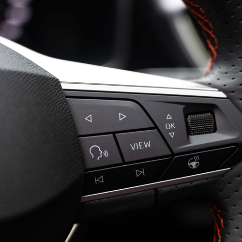 2026 SEAT Leon FR UK Version: Refreshed Interior Elevates the Updated ...
