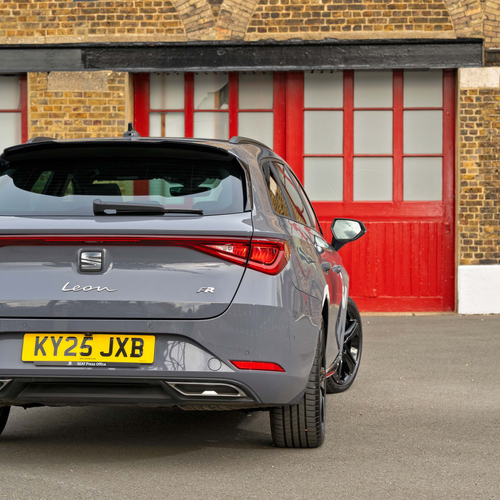 2026 SEAT Leon Estate FR UK Version: Refined Interior Updates Enhance ...
