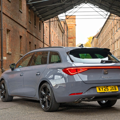 2026 SEAT Leon Estate FR UK Version: Refined Interior Updates Enhance ...