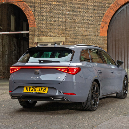2026 SEAT Leon Estate FR UK Version: Refined Interior Updates Enhance ...