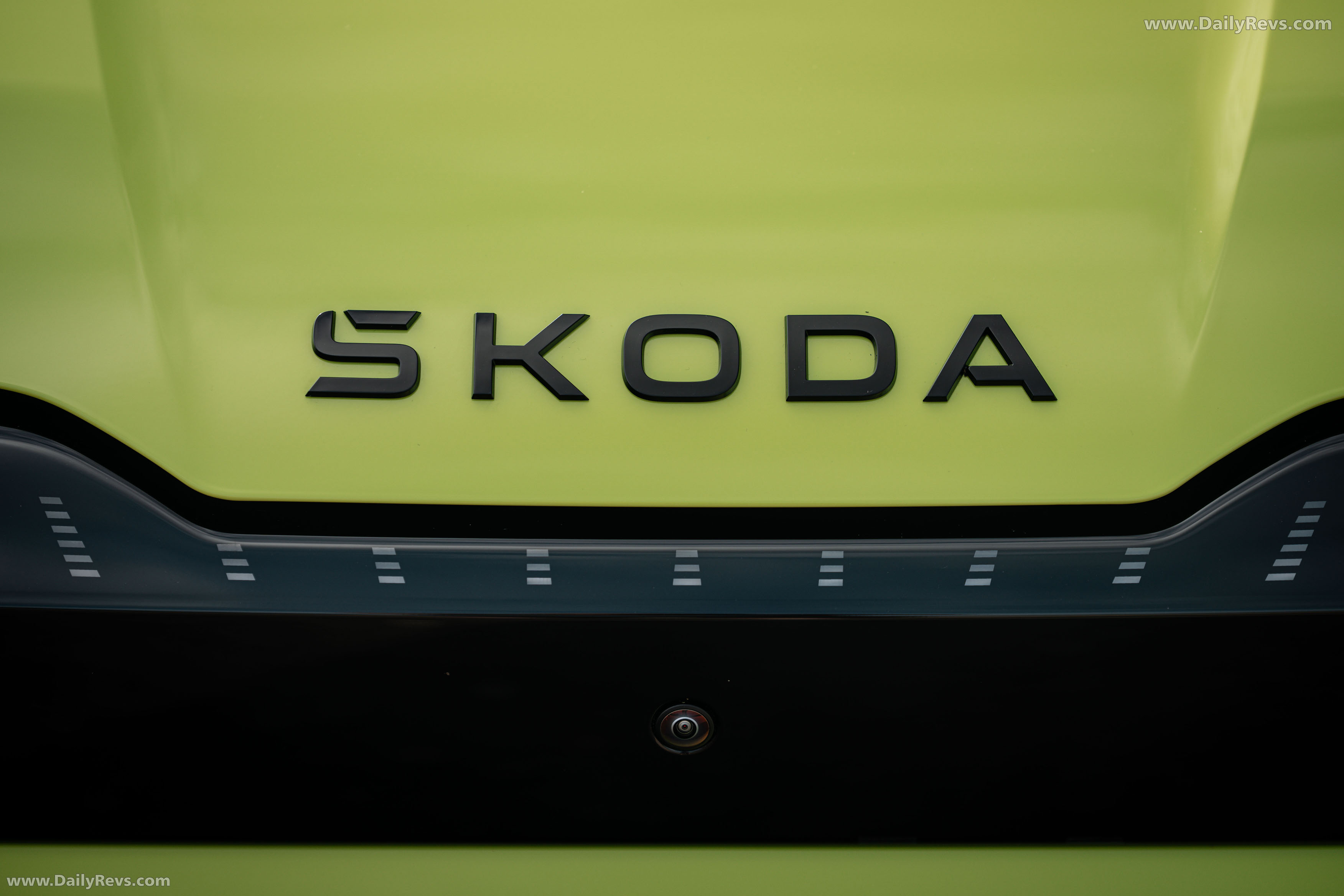 2026 Skoda Elroq RS Hyper Green - An Electric Sporty Compact SUV ...