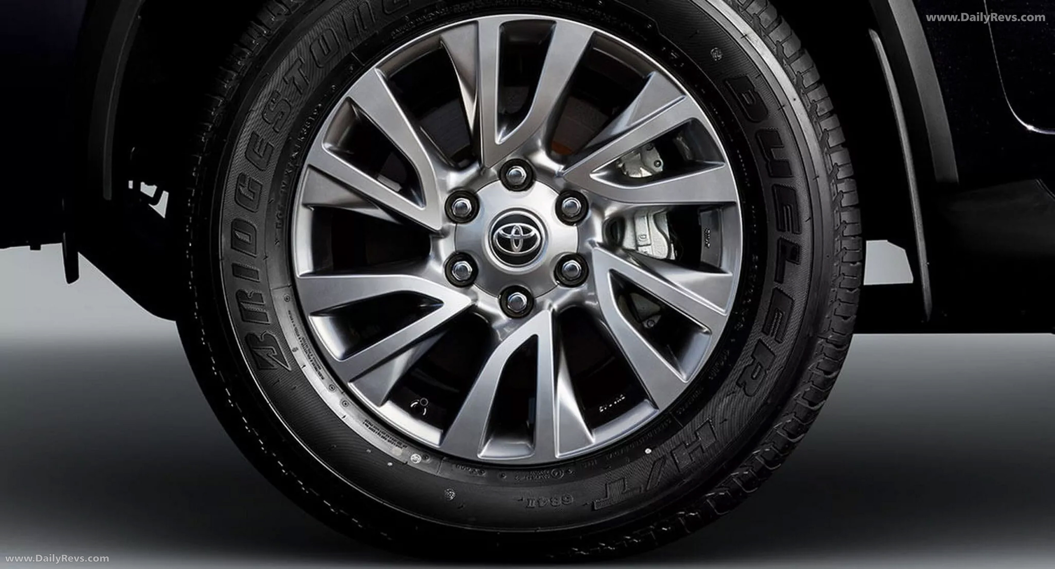 2025 Toyota Fortuner Leader Edition - Adds Subtle Edge - DailyRevs
