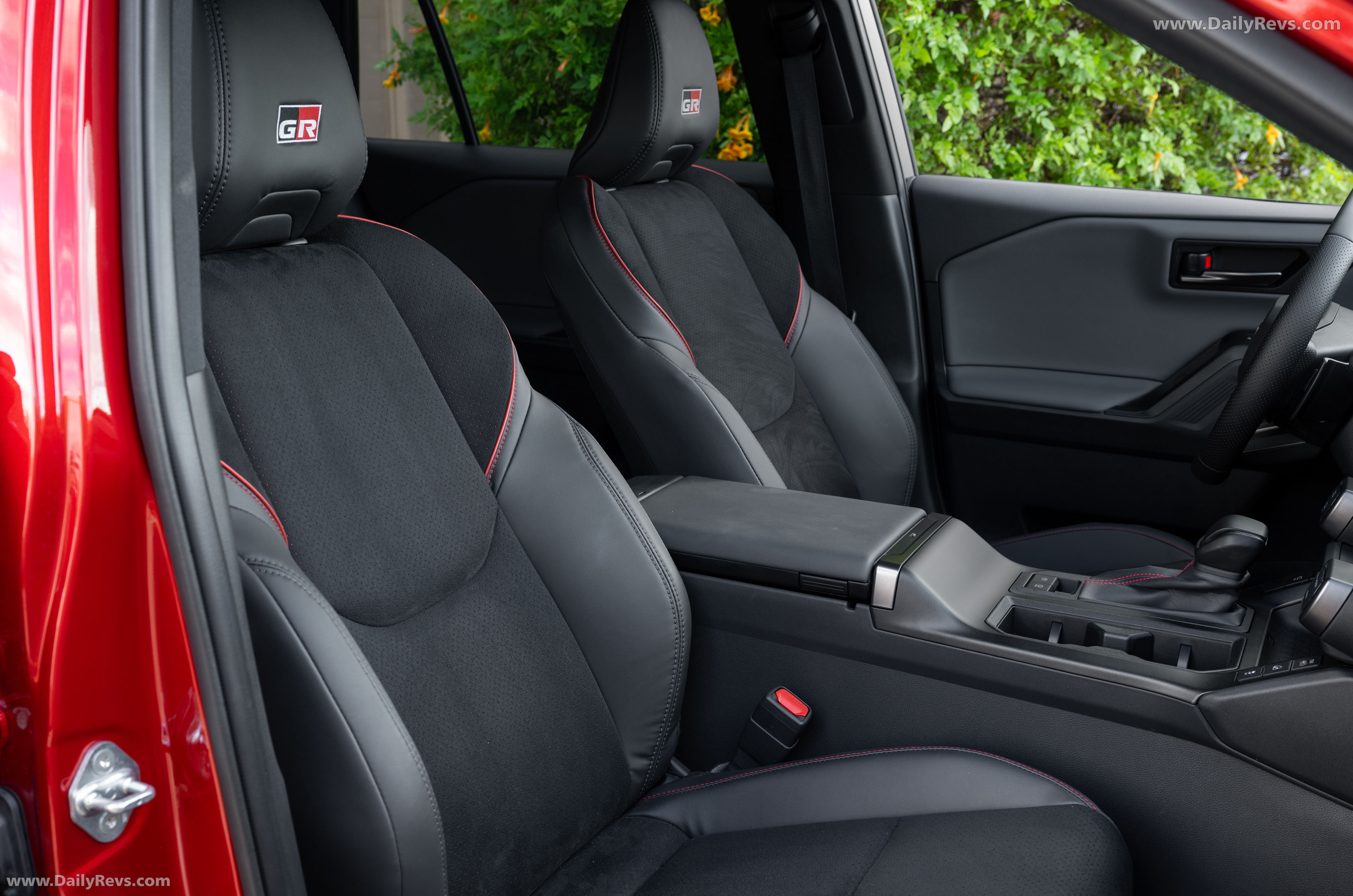 2026 Toyota RAV4 GR Sport US Version - Performance Edge to America’s ...