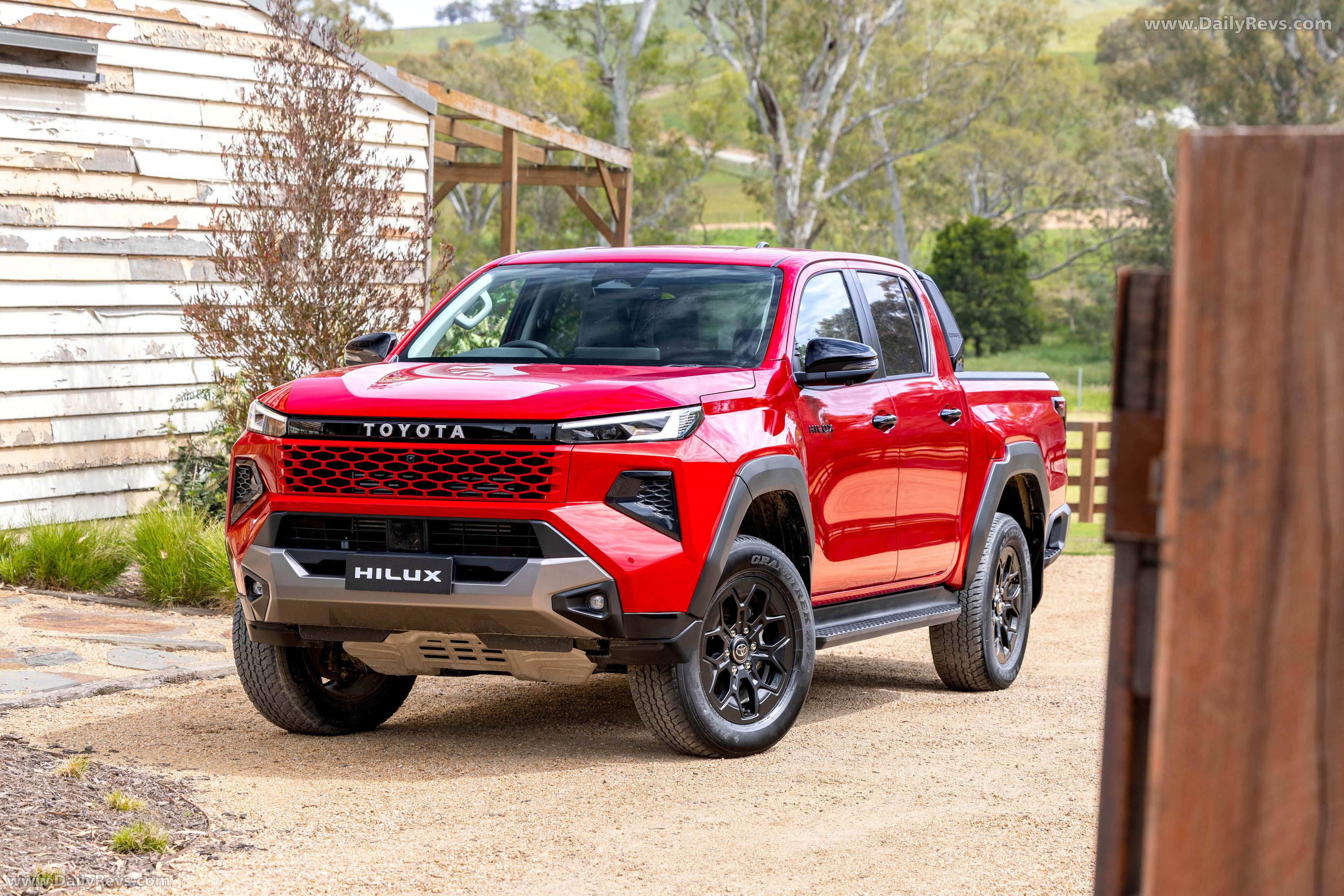2026 Toyota Hilux Rogue: Electrified Flagship Redefines the Iconic ...
