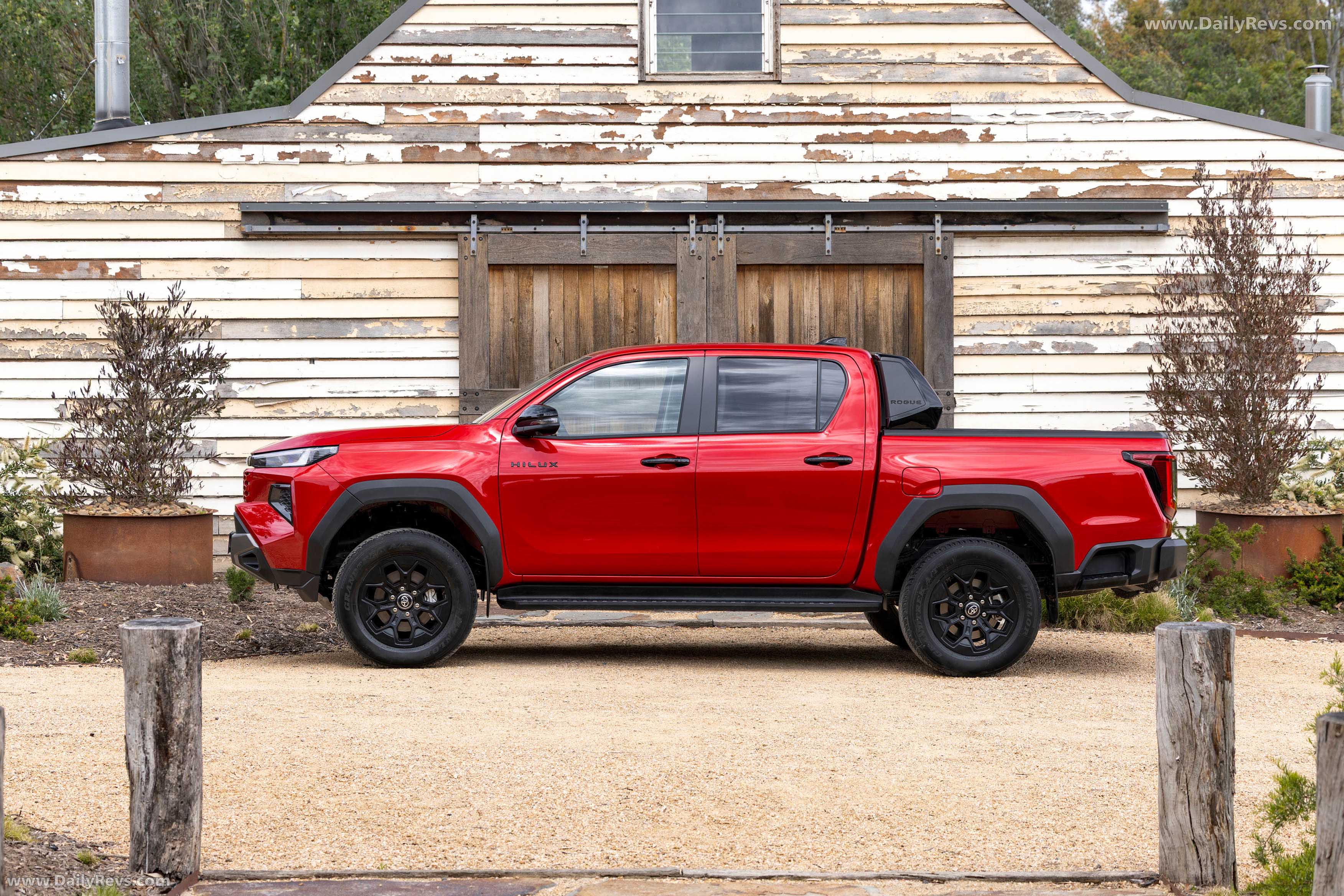 2026 Toyota Hilux Rogue: Electrified Flagship Redefines the Iconic ...