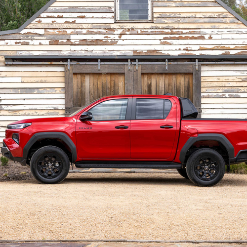 2026 Toyota Hilux Rogue: Electrified Flagship Redefines the Iconic ...