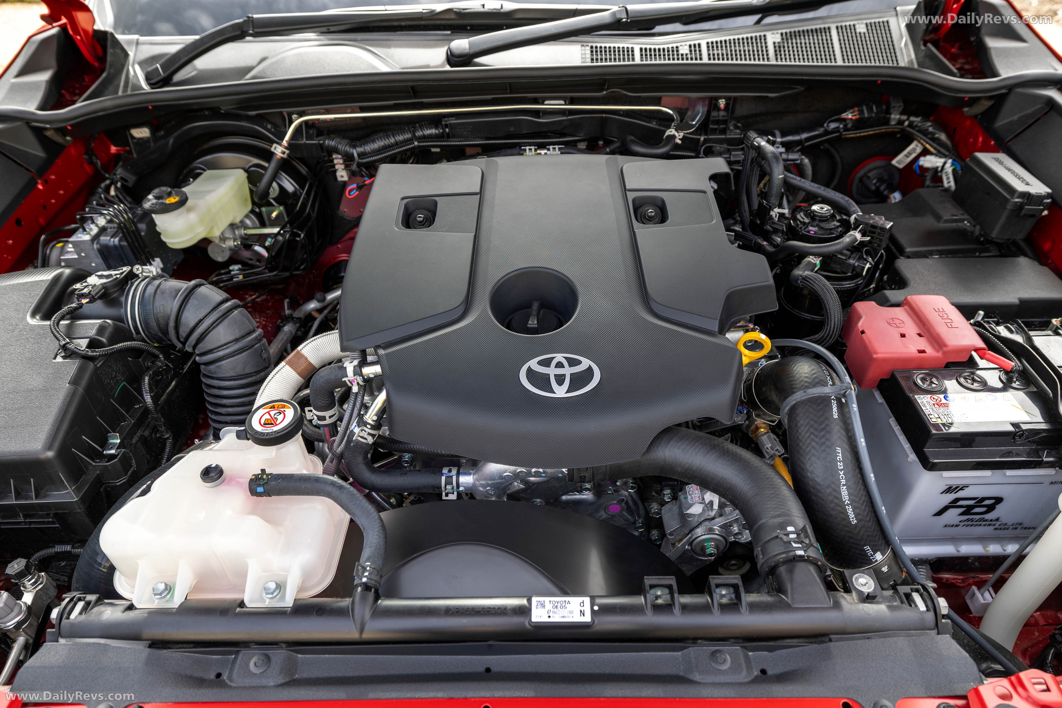 2026 Toyota Hilux Rogue: Electrified Flagship Redefines the Iconic ...