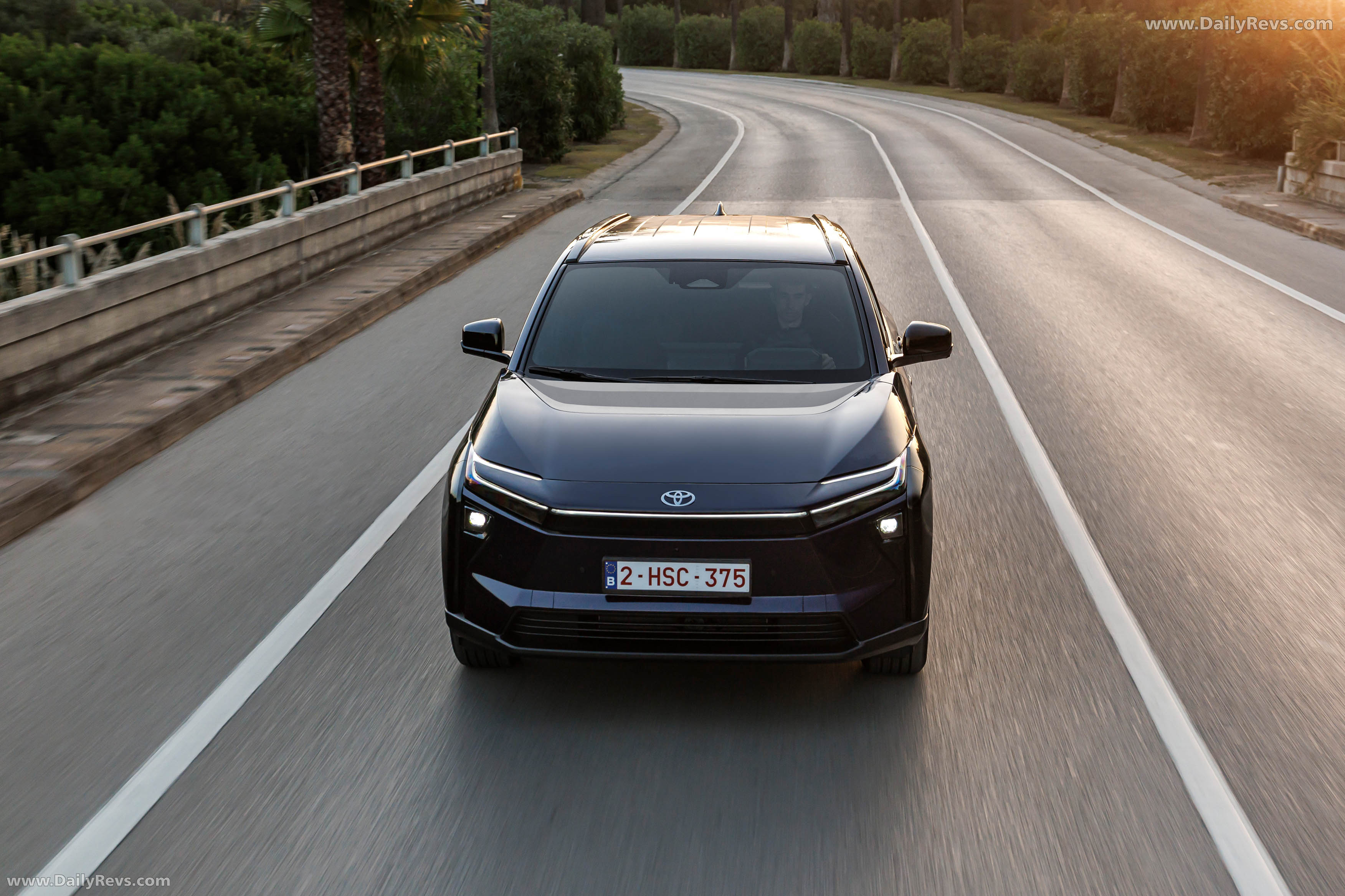 2026 Toyota bZ4X FWD Deep Blue: Enhanced Power, Efficiency, and Comfort ...
