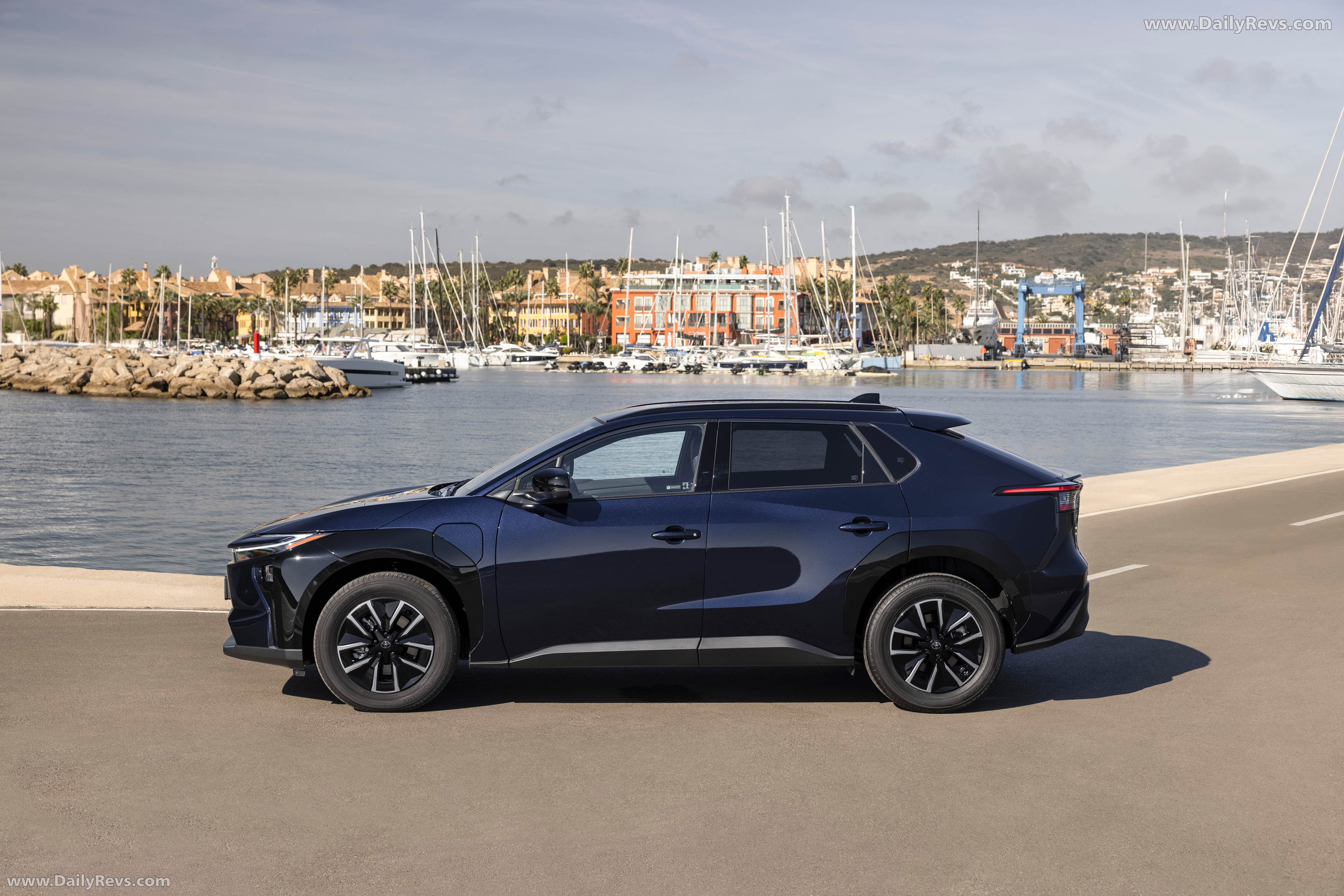 2026 Toyota bZ4X FWD Deep Blue: Enhanced Power, Efficiency, and Comfort ...