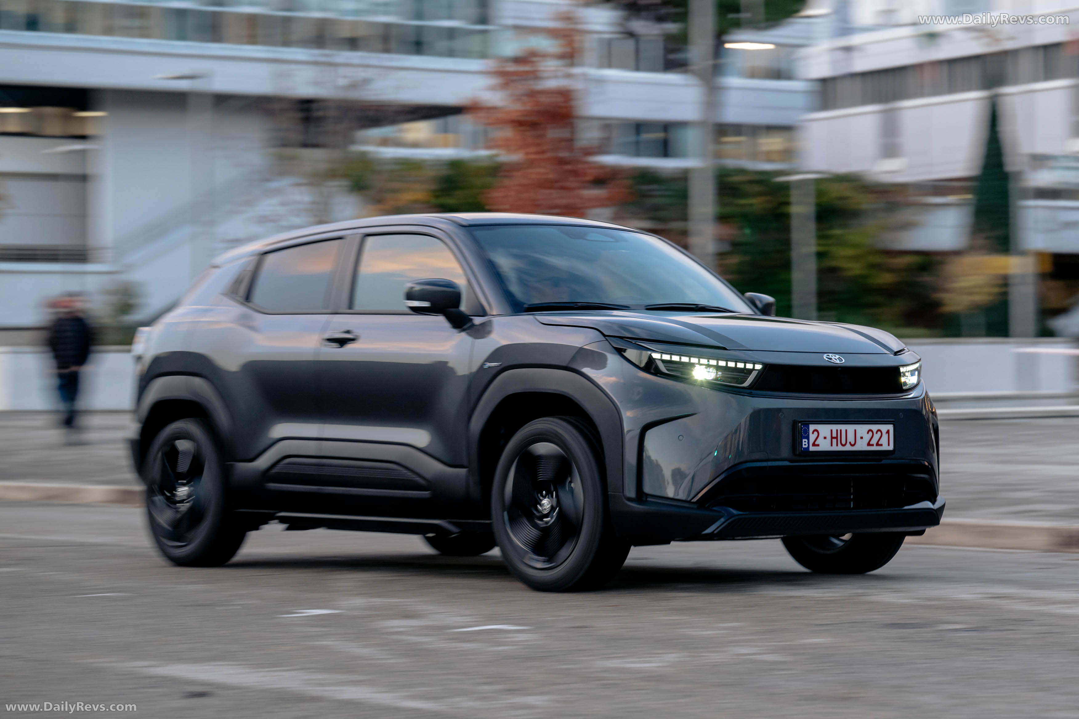 2026 Toyota Urban Cruiser FWD: New B-Segment Electric SUV Expands ...