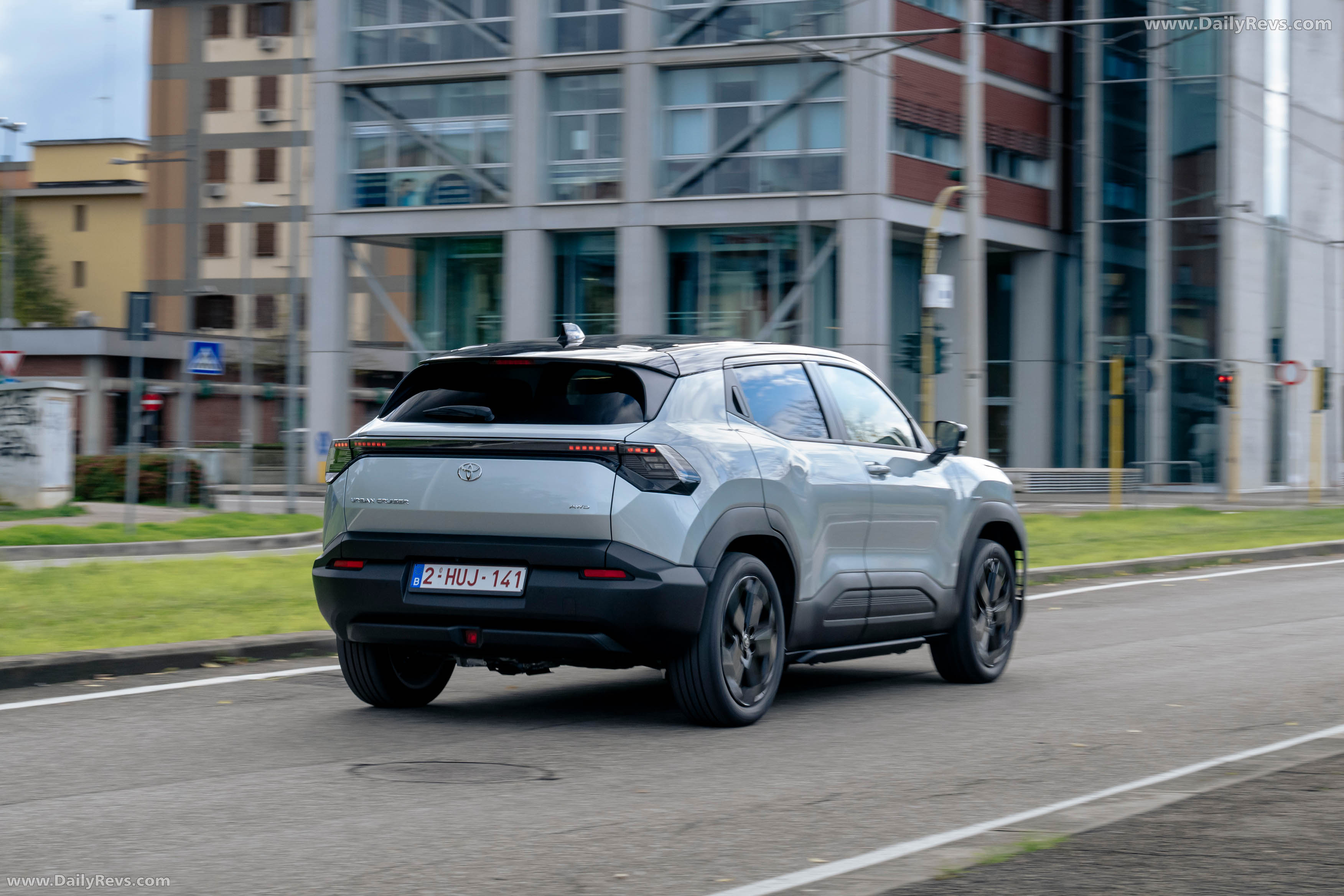 2026 Toyota Urban Cruiser AWD: Authentic SUV Blends Rugged Design with ...