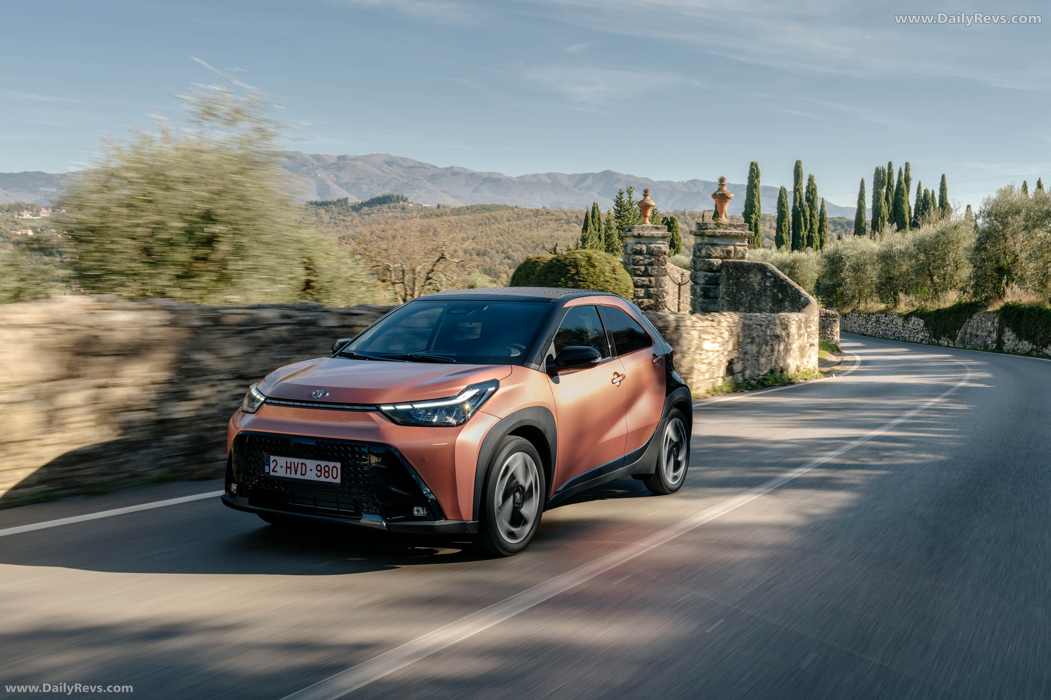 2026 Toyota Aygo X High Grade Cinnamon: Stylish Urban Crossover Brings ...