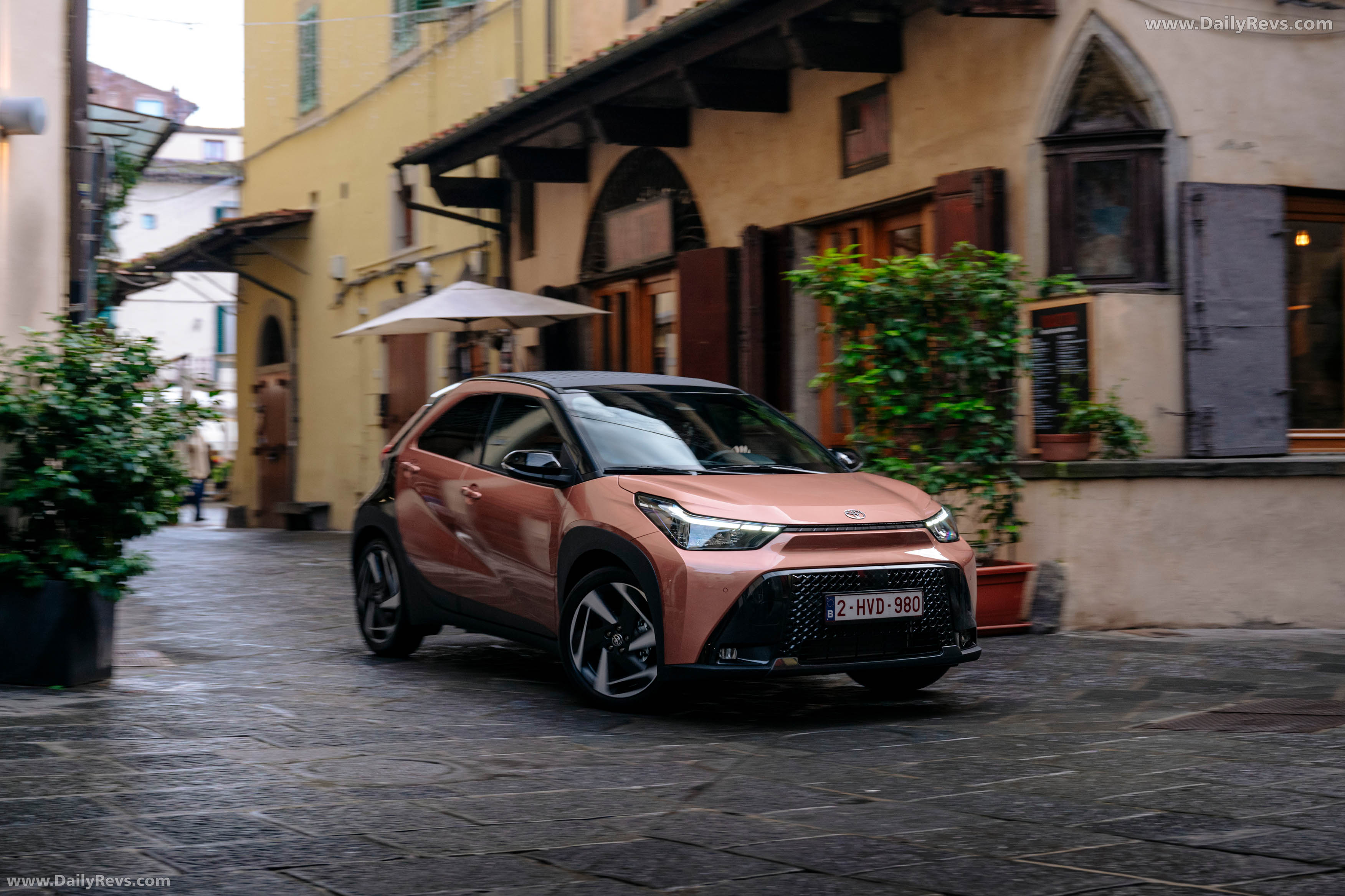 2026 Toyota Aygo X High Grade Cinnamon: Stylish Urban Crossover Brings ...