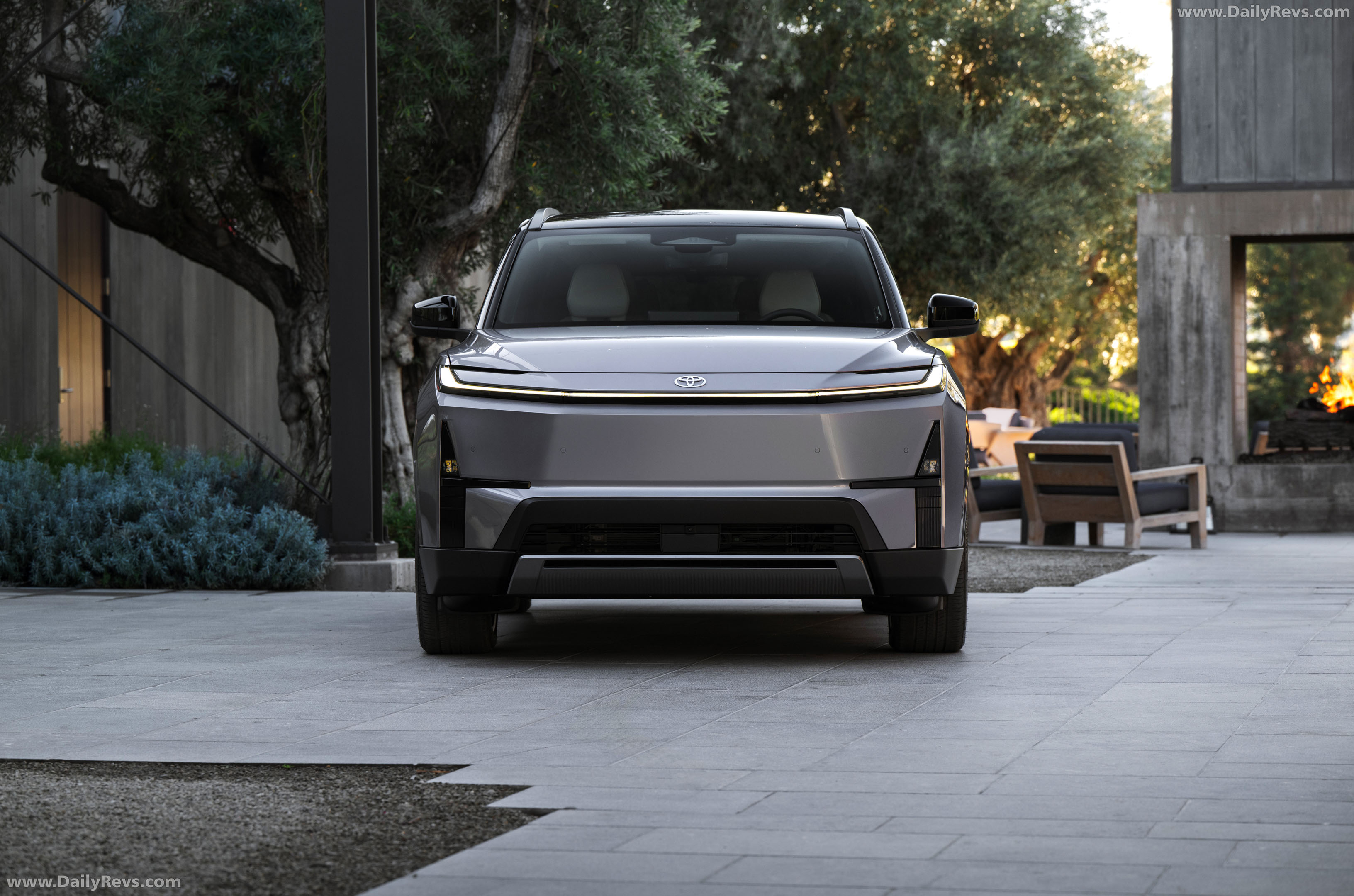 2027 Toyota Highlander BEV Breaks New Ground - DailyRevs