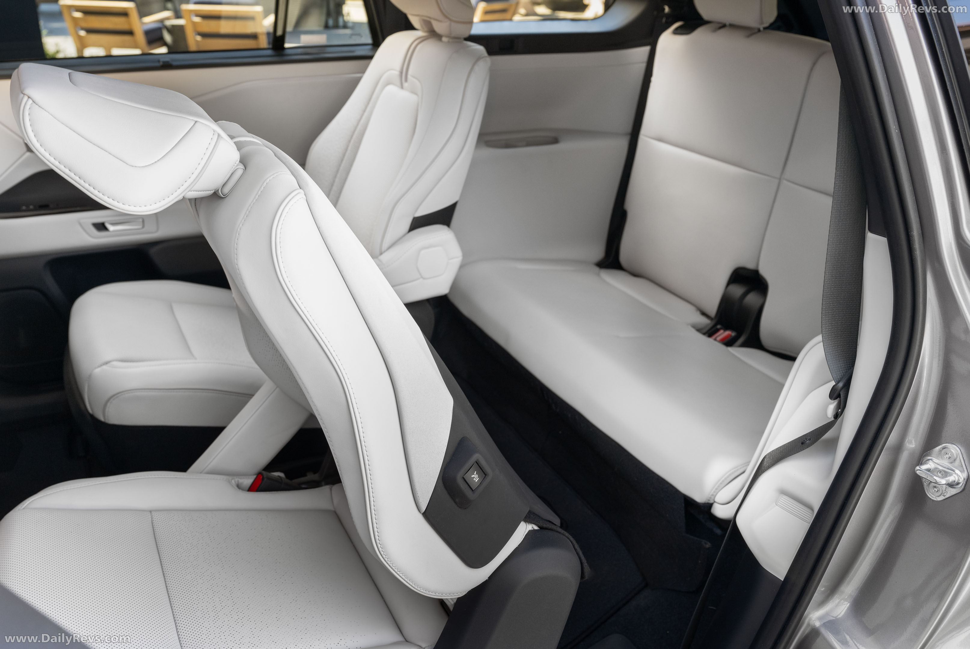 2027 Toyota Highlander BEV Breaks New Ground - DailyRevs