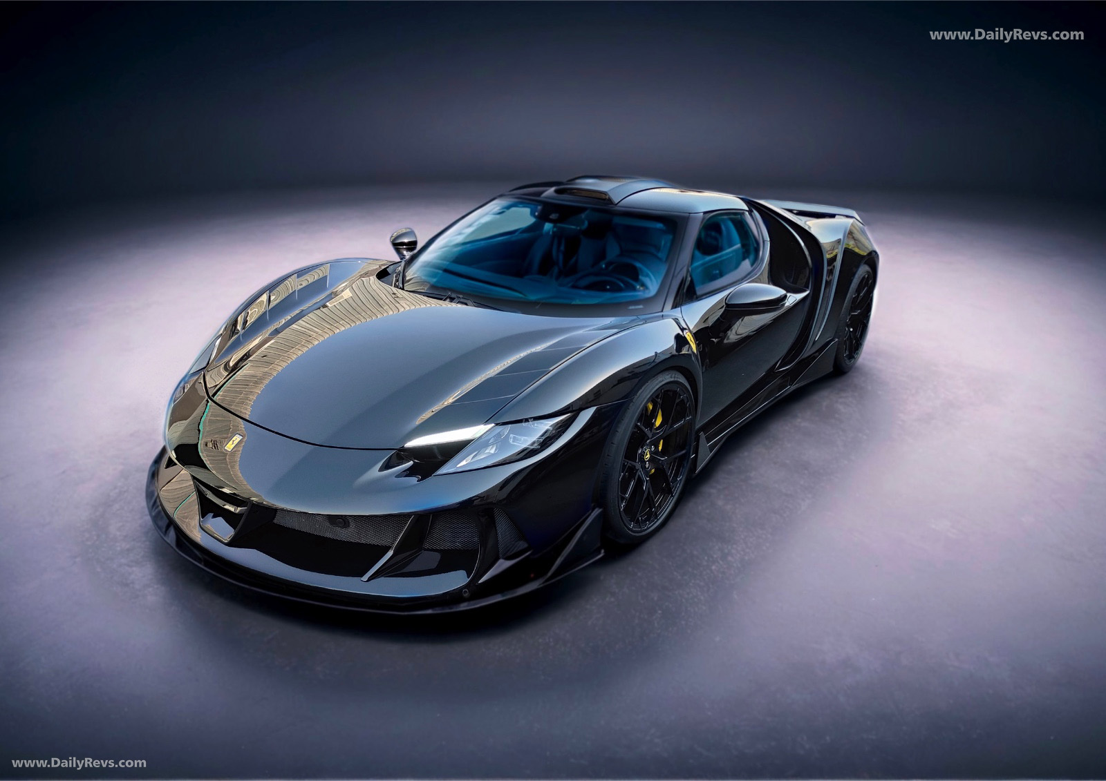 2025 Venuum 296 Corsso - A Carbon-Clad Ferrari Redefined - DailyRevs