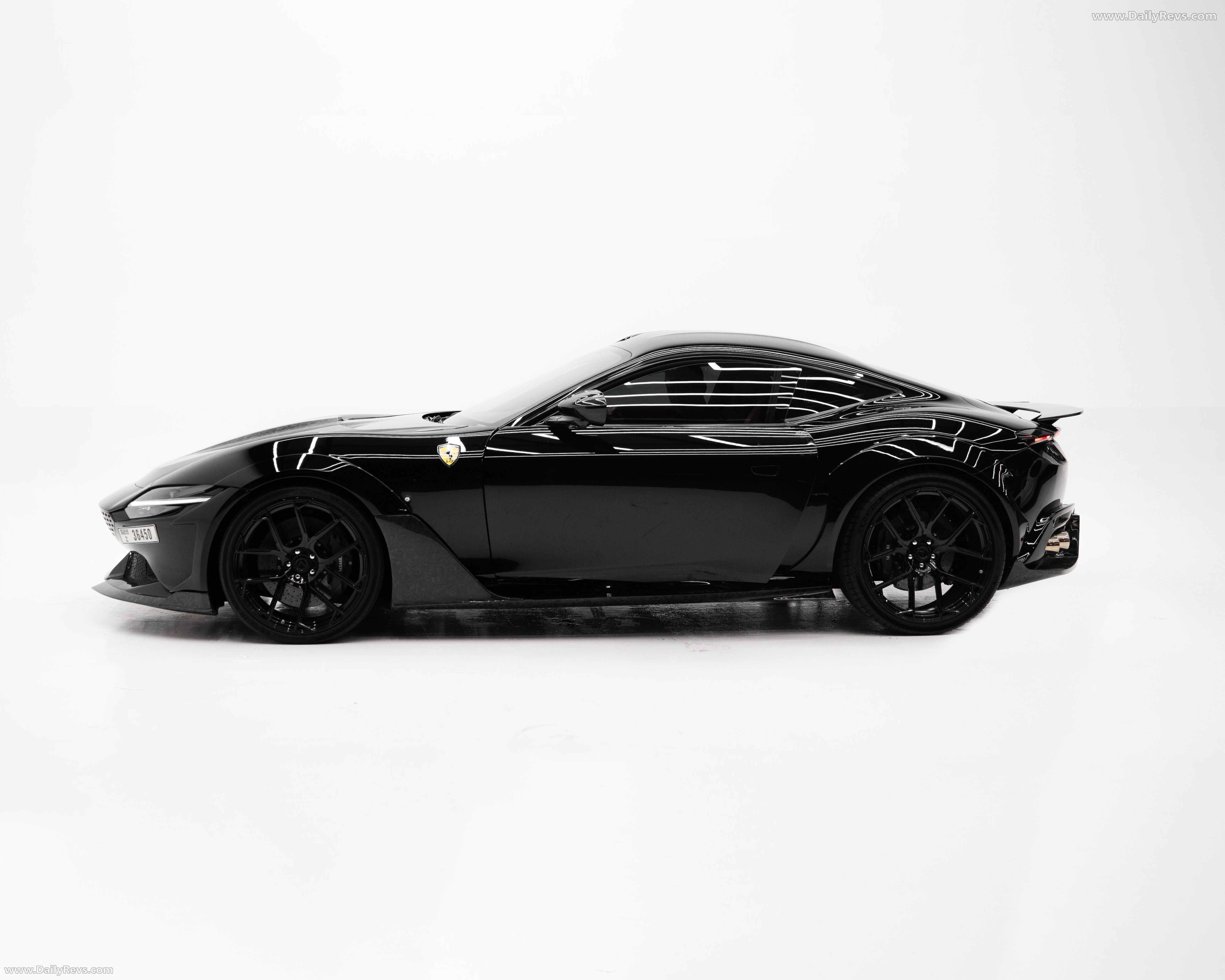 2025 Venuum VXX Roma - Carbon Meets Character - DailyRevs
