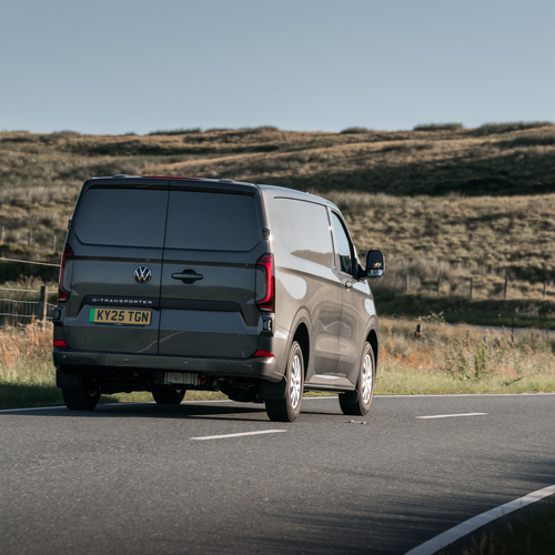 2025 Volkswagen e-Transporter - Electric Power to the Everyday Van ...