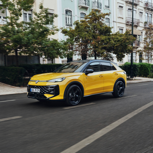 2026 Volkswagen T Roc R Line Driving Impressions - DailyRevs