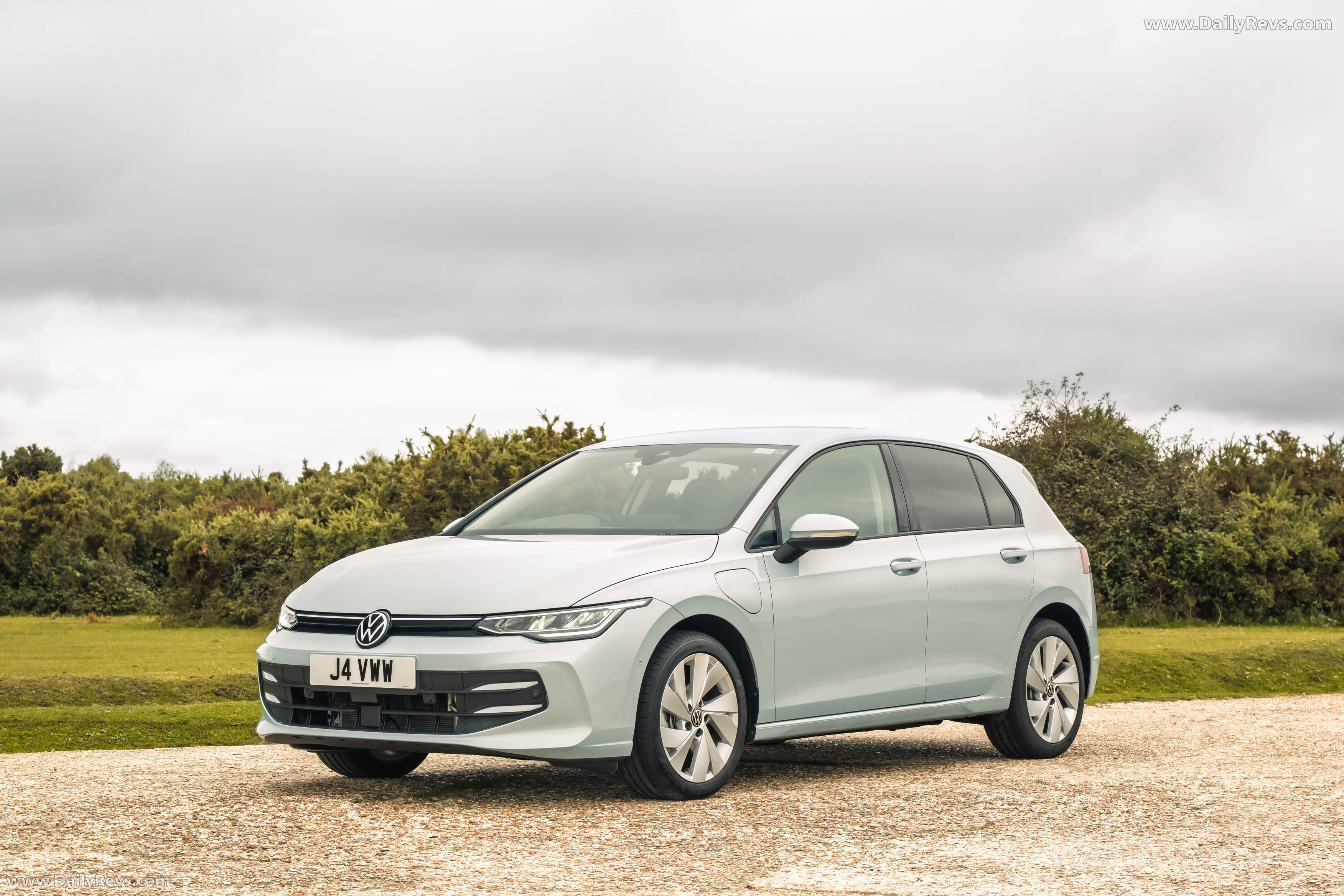 2025 Volkswagen Golf Match eHybrid: Hybrid Hatchback Continues Golf’s ...