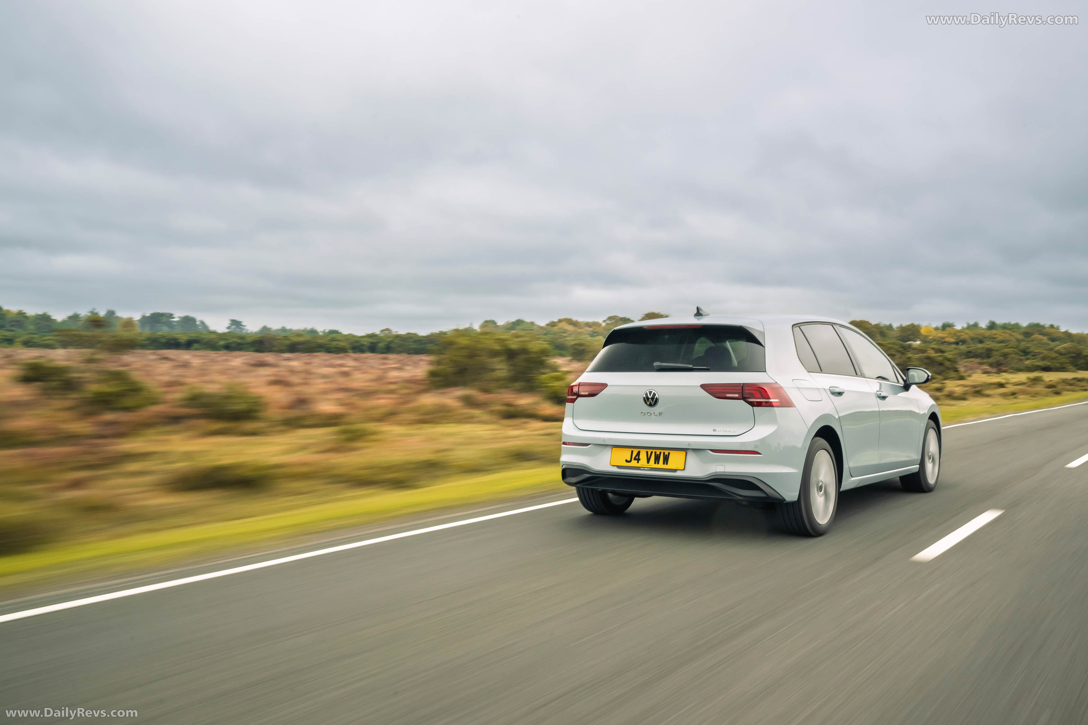 2025 Volkswagen Golf Match eHybrid: Hybrid Hatchback Continues Golf’s ...
