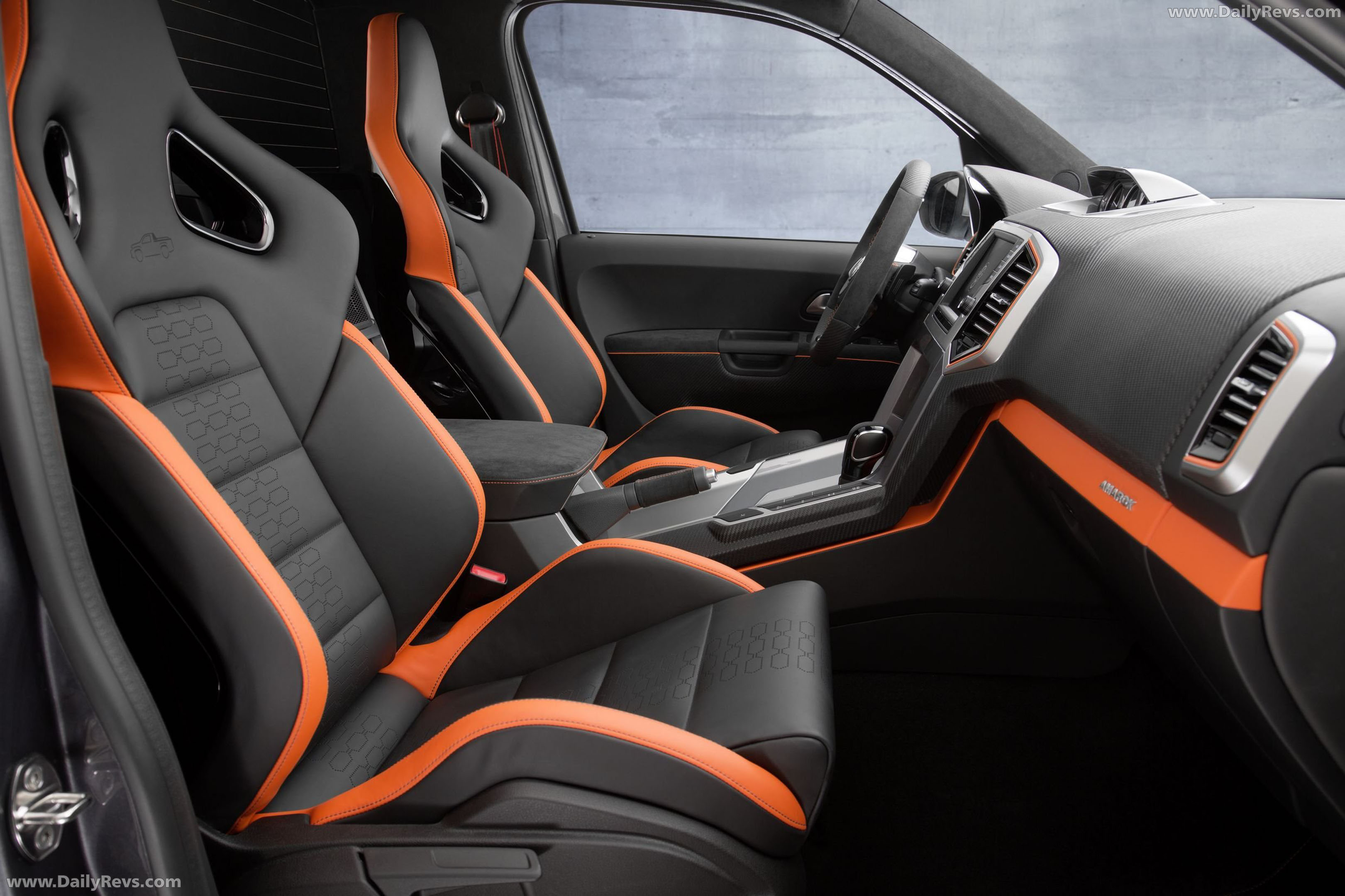 2014 Volkswagen Amarok Power Concept Revealed - DailyRevs