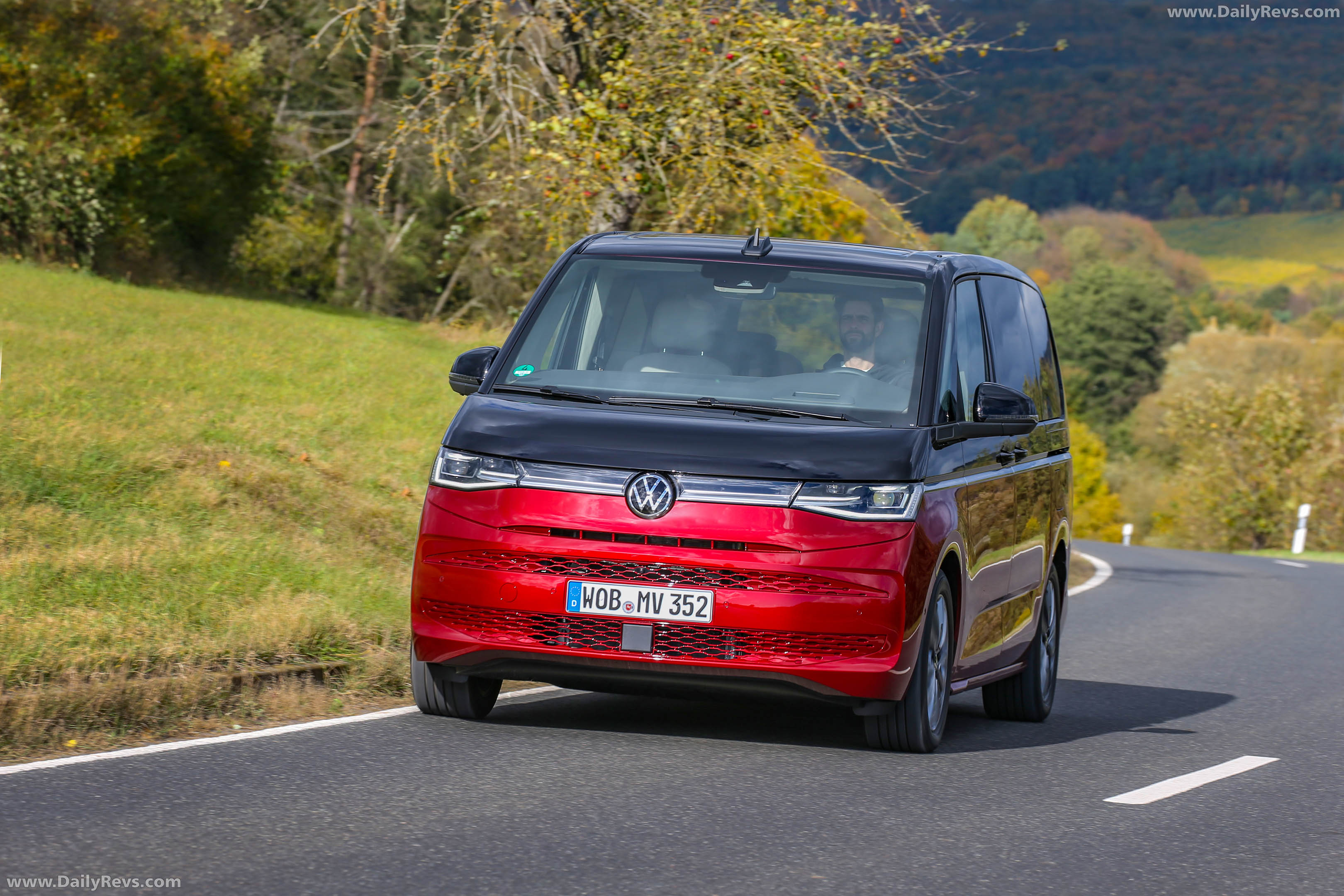 2025 Volkswagen Caravelle Plug In Hybrid Revealed - DailyRevs