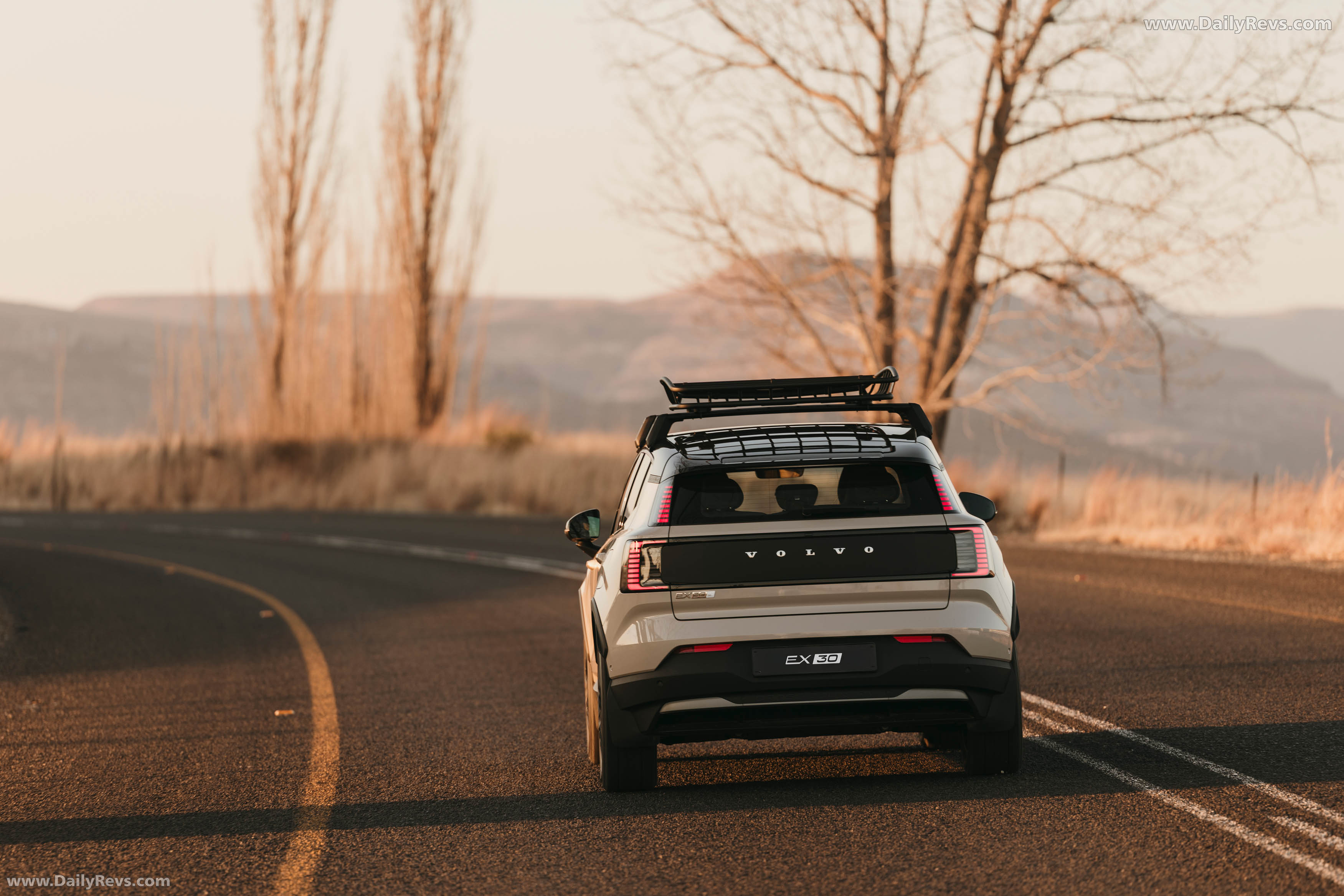 2026 Volvo EX30 Cross Country South African Version - Compact Electric ...