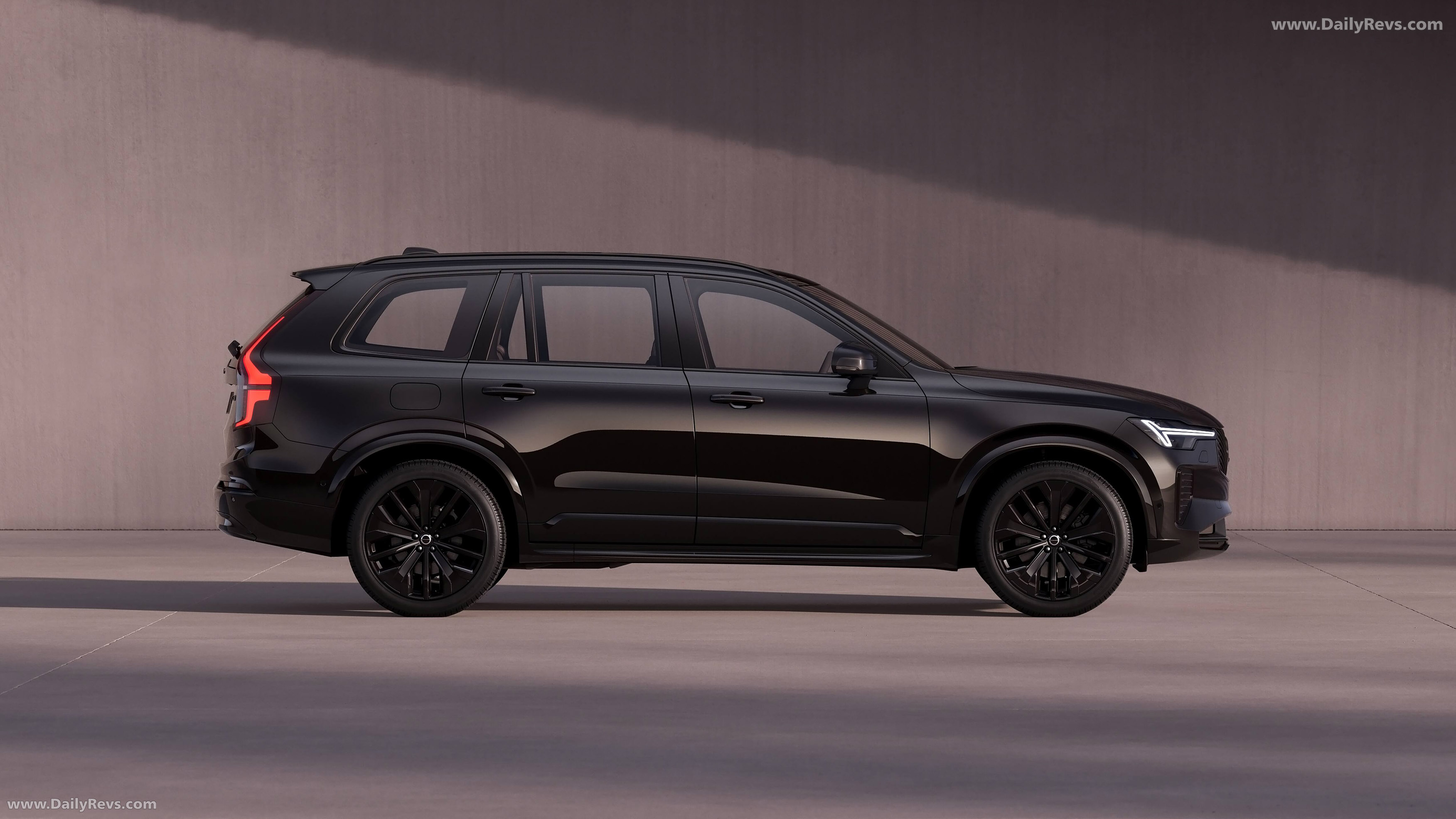 2025 Volvo XC90 Black Edition - sharpens the Swedish flagship - DailyRevs