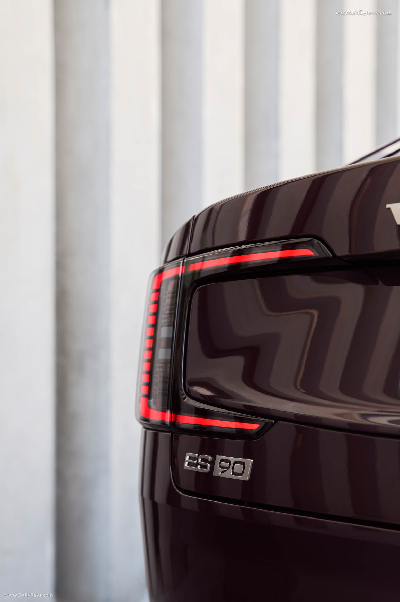 Volvo ES90 Arrives as a New Chapter for the Electric Sedan - DailyRevs