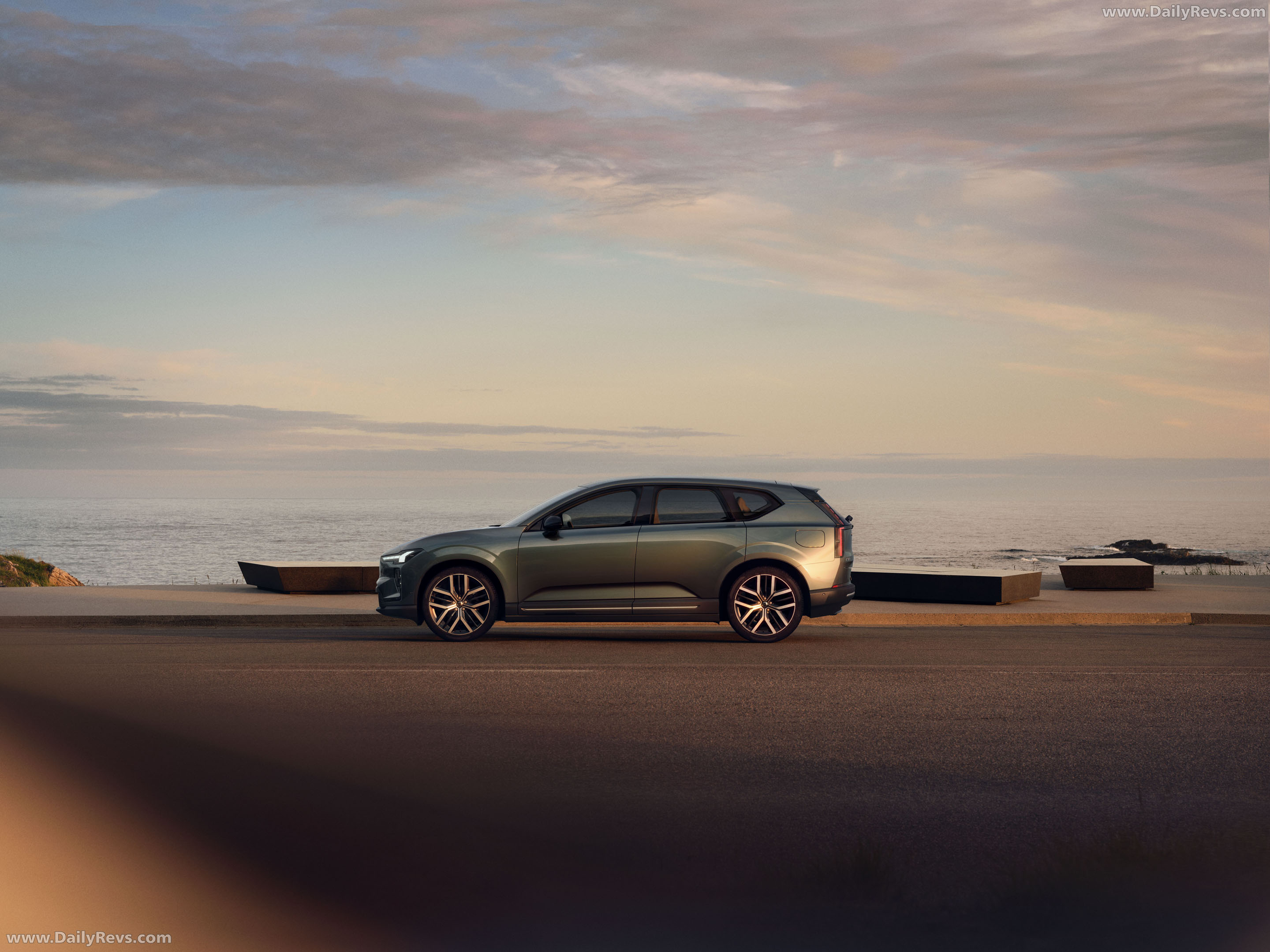 2027 Volvo EX60 Debuts as Brand’s Core Electric SUV - DailyRevs