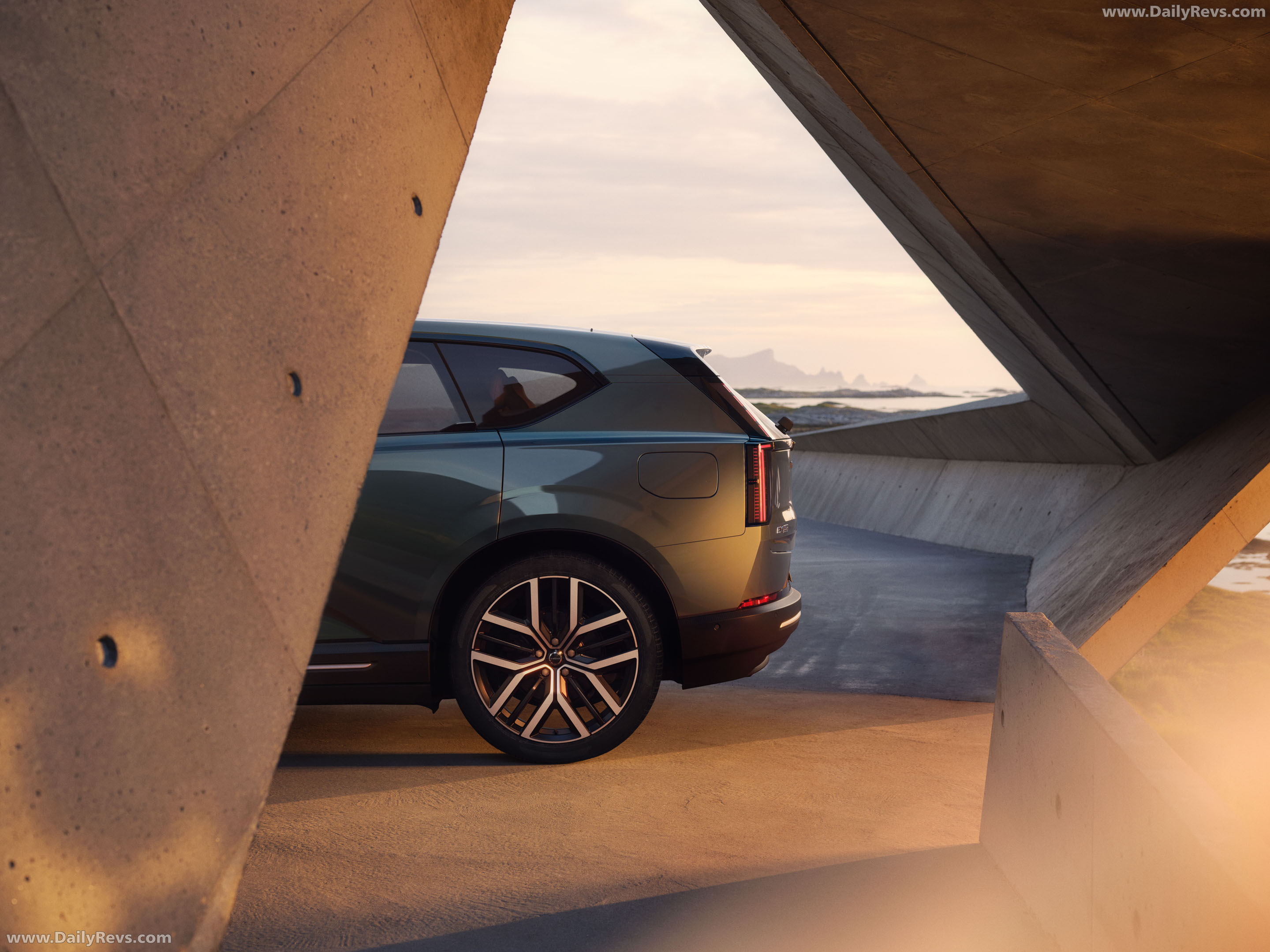2027 Volvo EX60 Debuts as Brand’s Core Electric SUV - DailyRevs