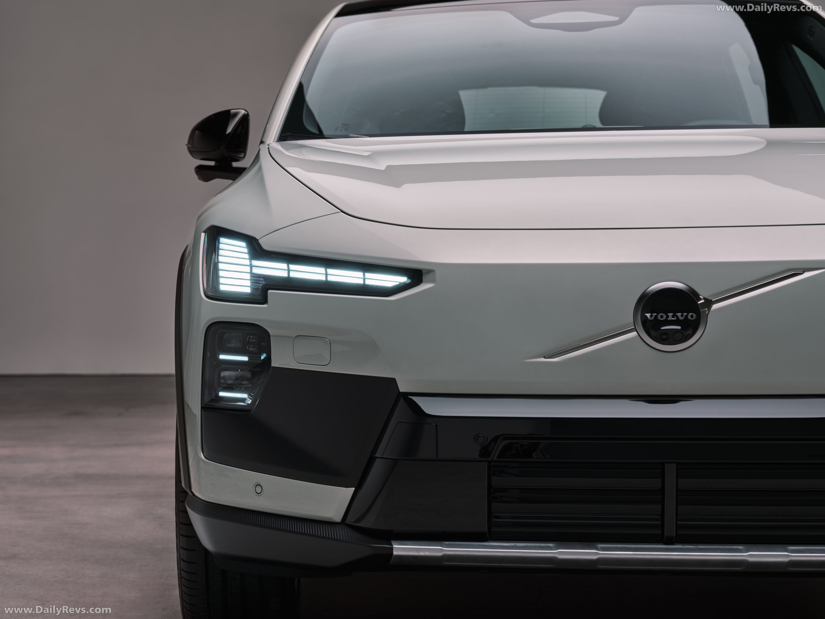 2027 Volvo EX60 Cross Country Expands the Electric Core - DailyRevs